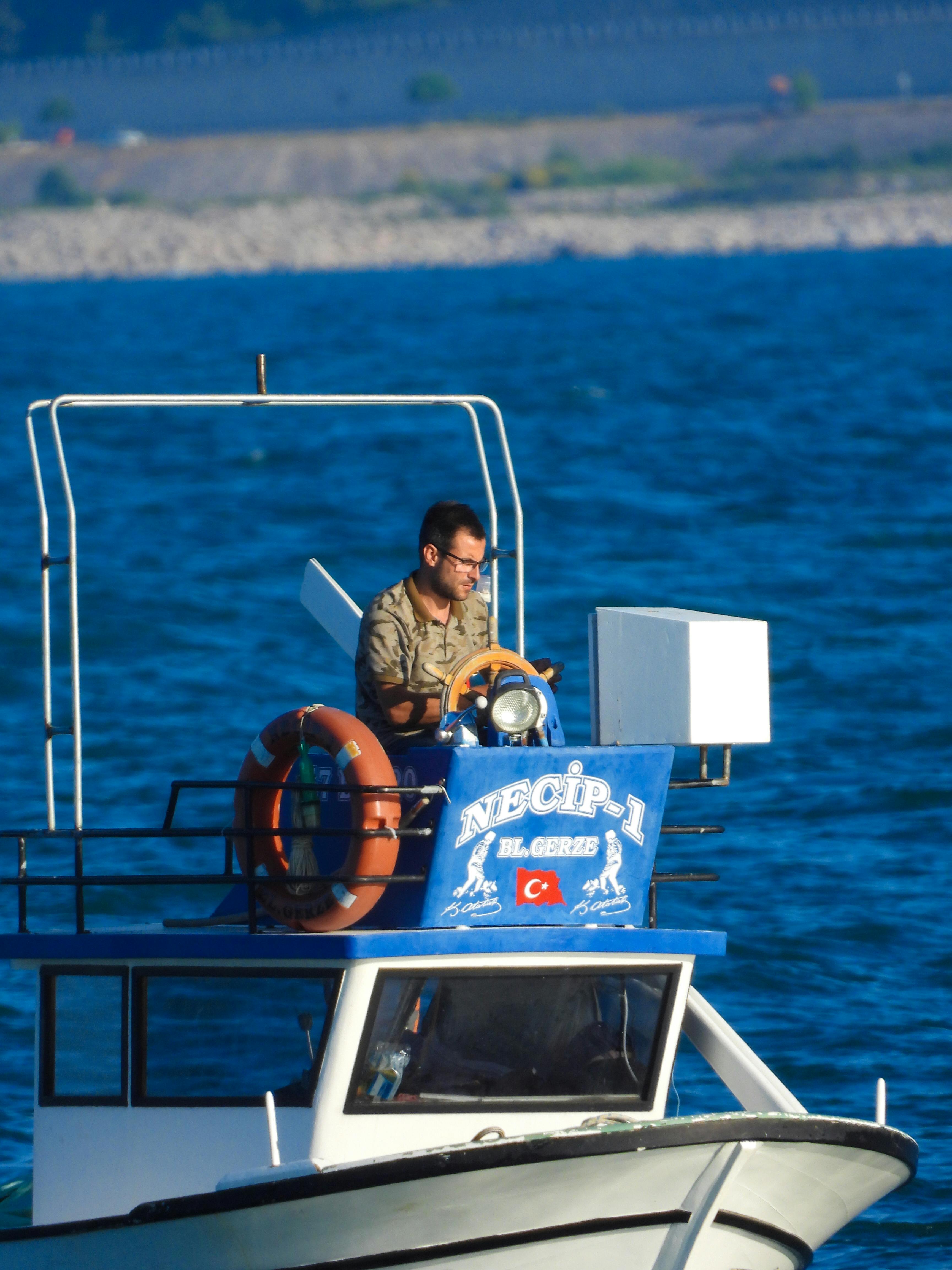 Sea Drive Man Photos, Download The BEST Free Sea Drive Man Stock Photos ...