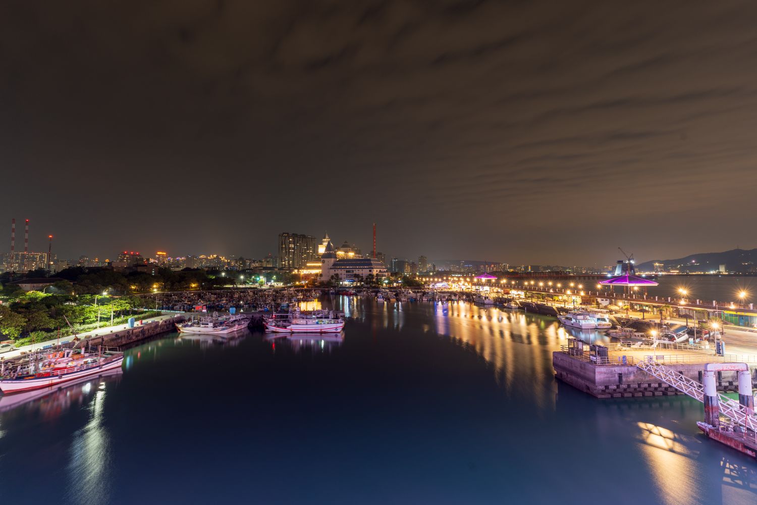 Night Waterfront Photos, Download The BEST Free Night Waterfront Stock ...