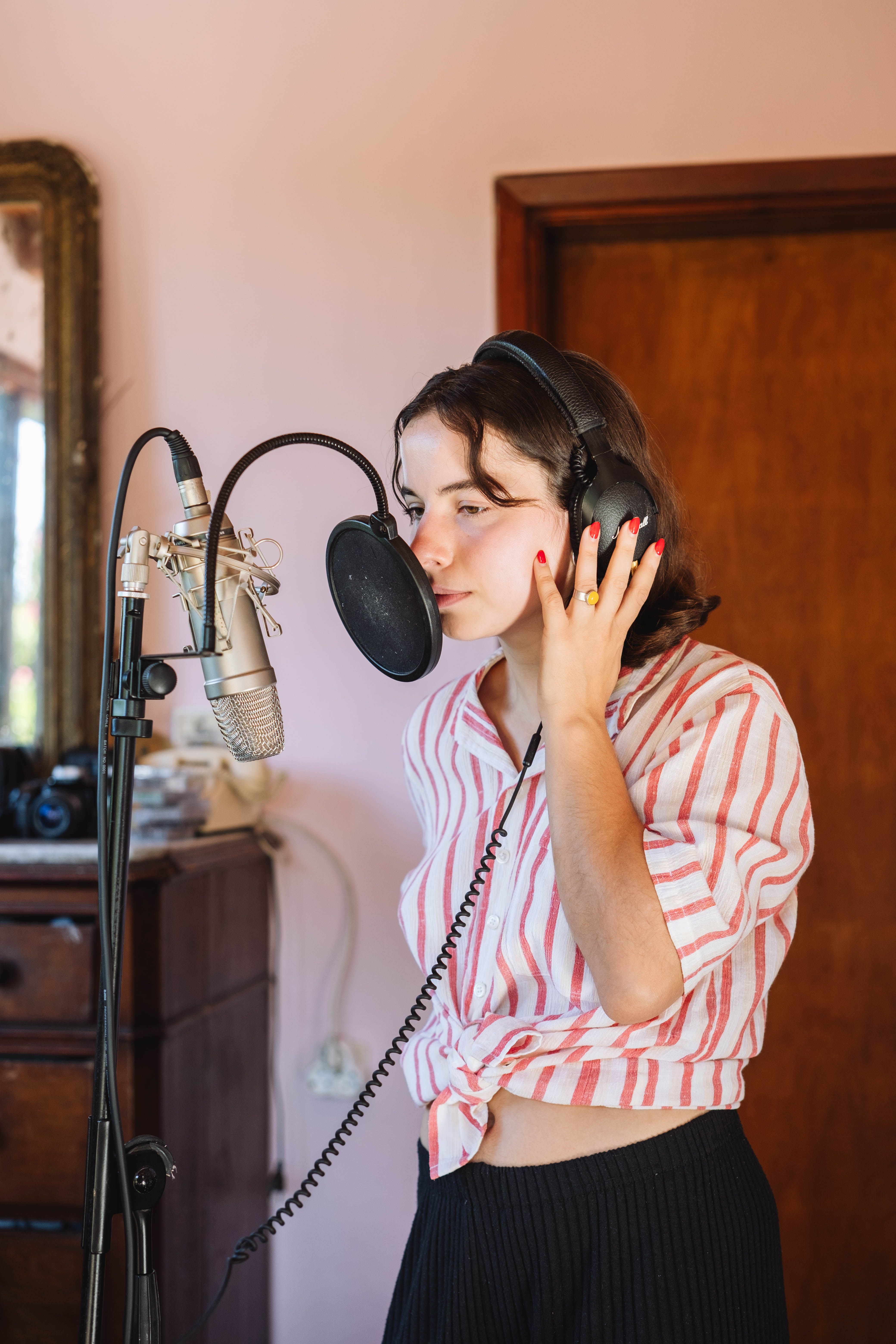 Female Recording On A Microphone Photos, Download The BEST Free Female ...