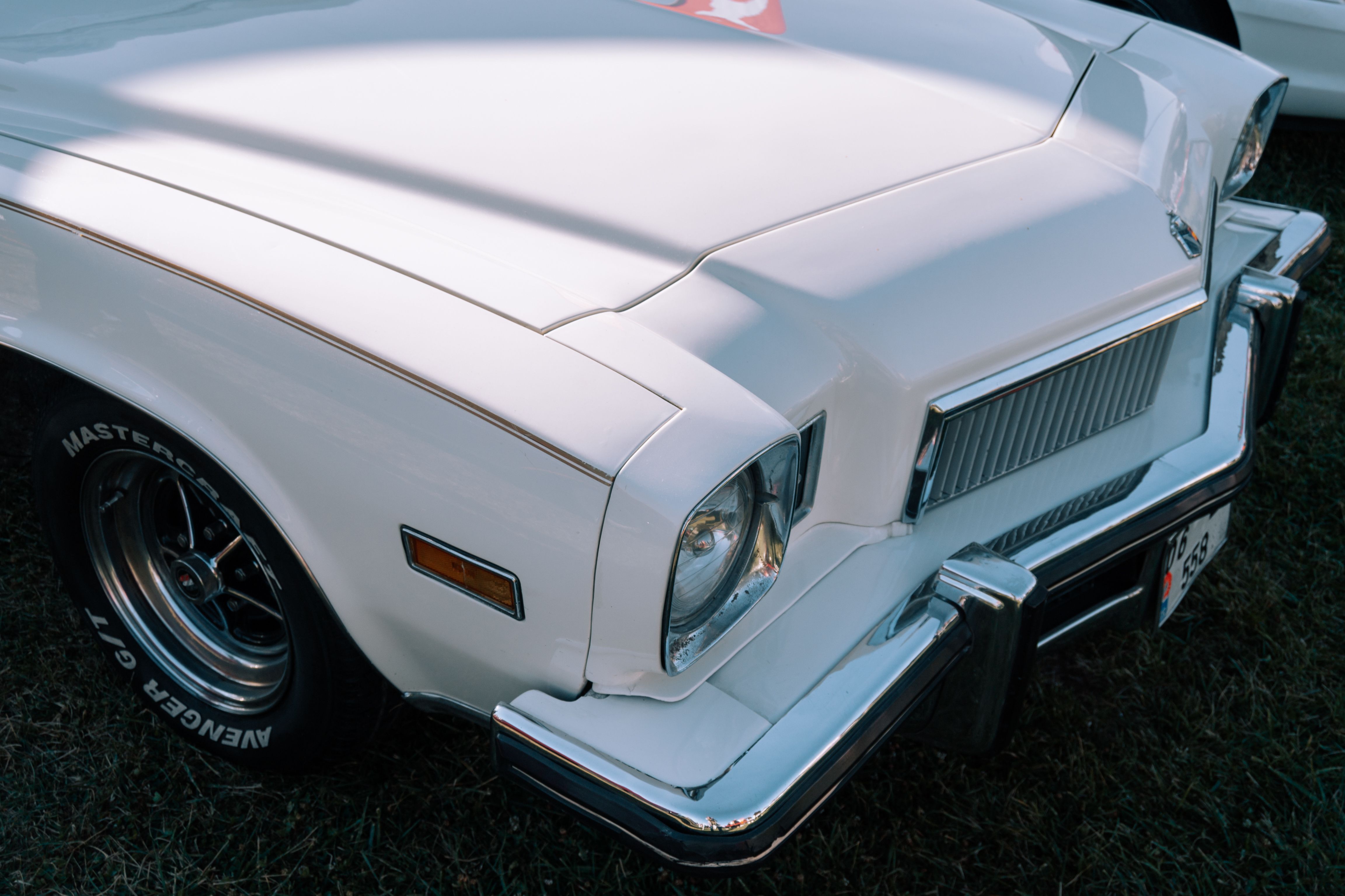 Front of White Classic Buick Regal at Car Show · Free Stock Photo