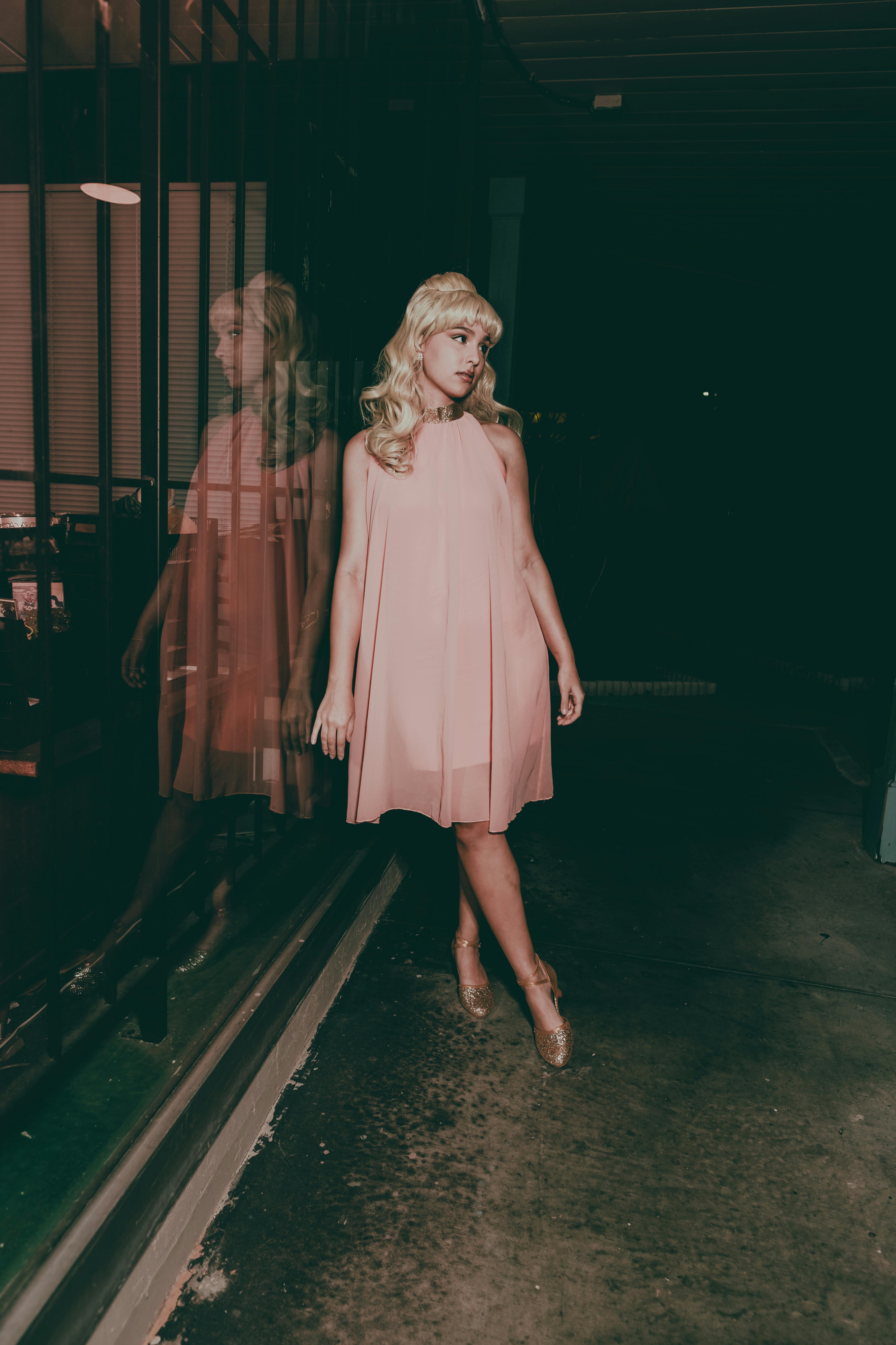 Window Dressing Photos, Download The BEST Free Window Dressing Stock ...