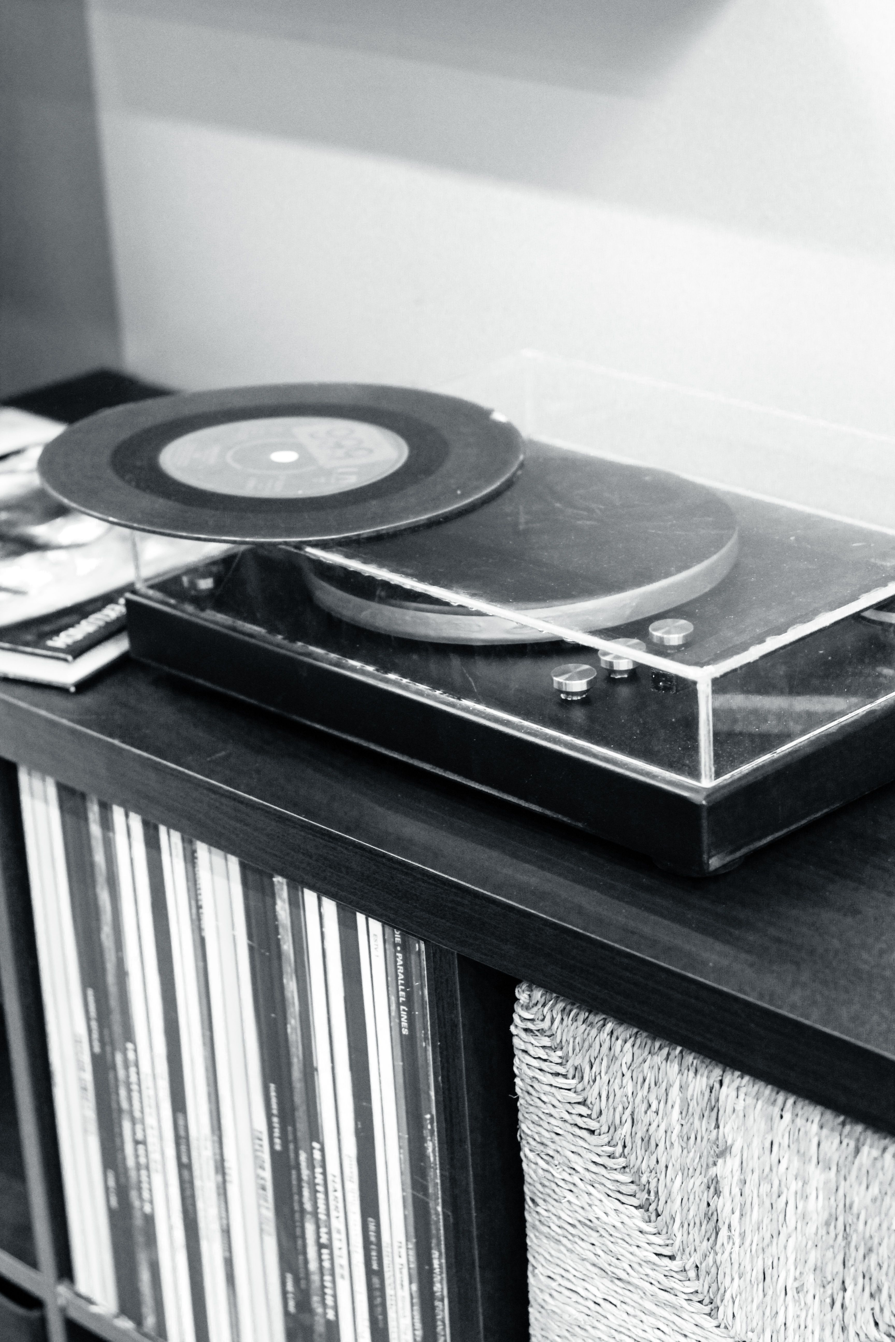 Vinyl Disk in Black and White · Free Stock Photo