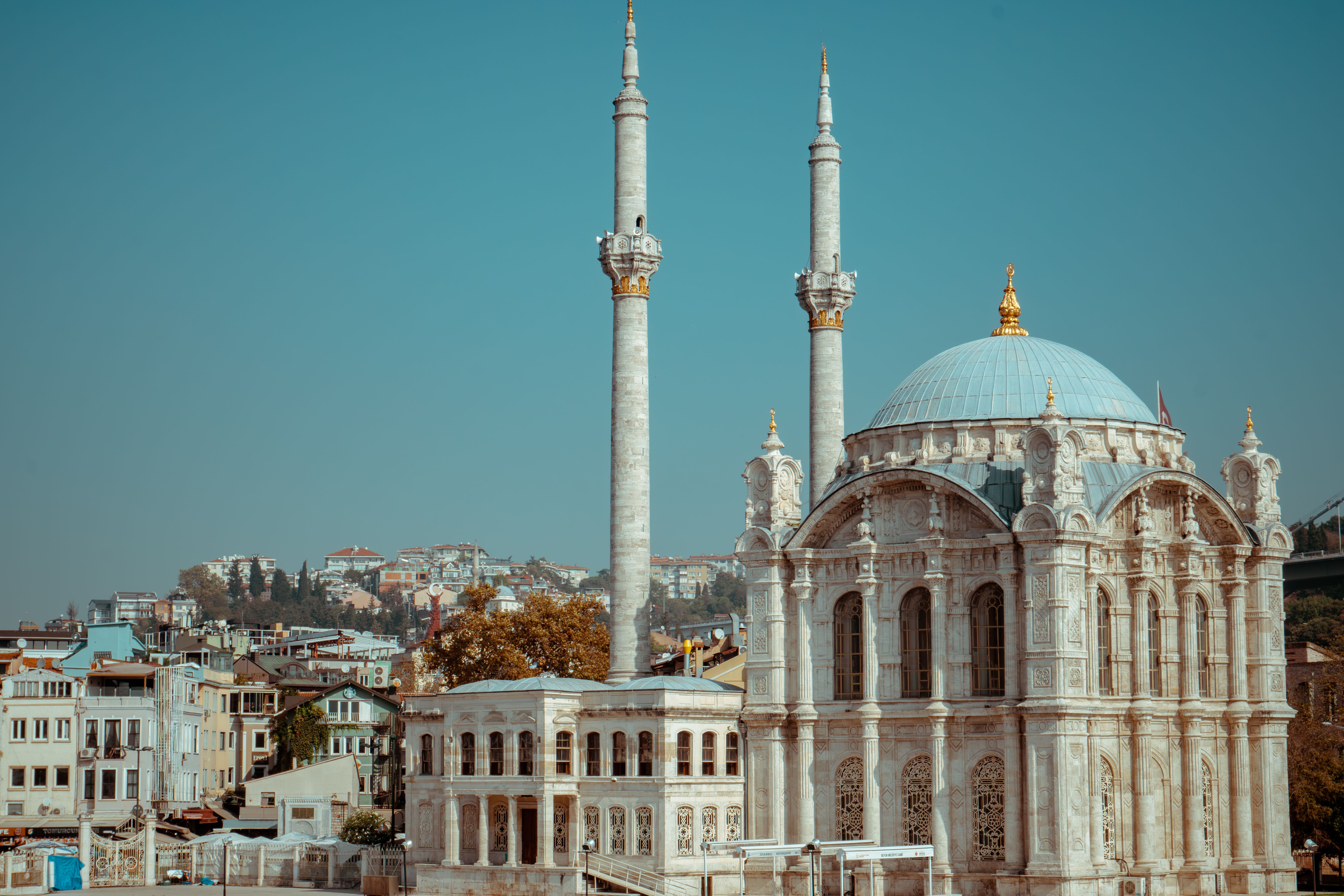 Grand Mecidiye Mosque in Ortakoy, Istanbul, Turkey · Free Stock Photo