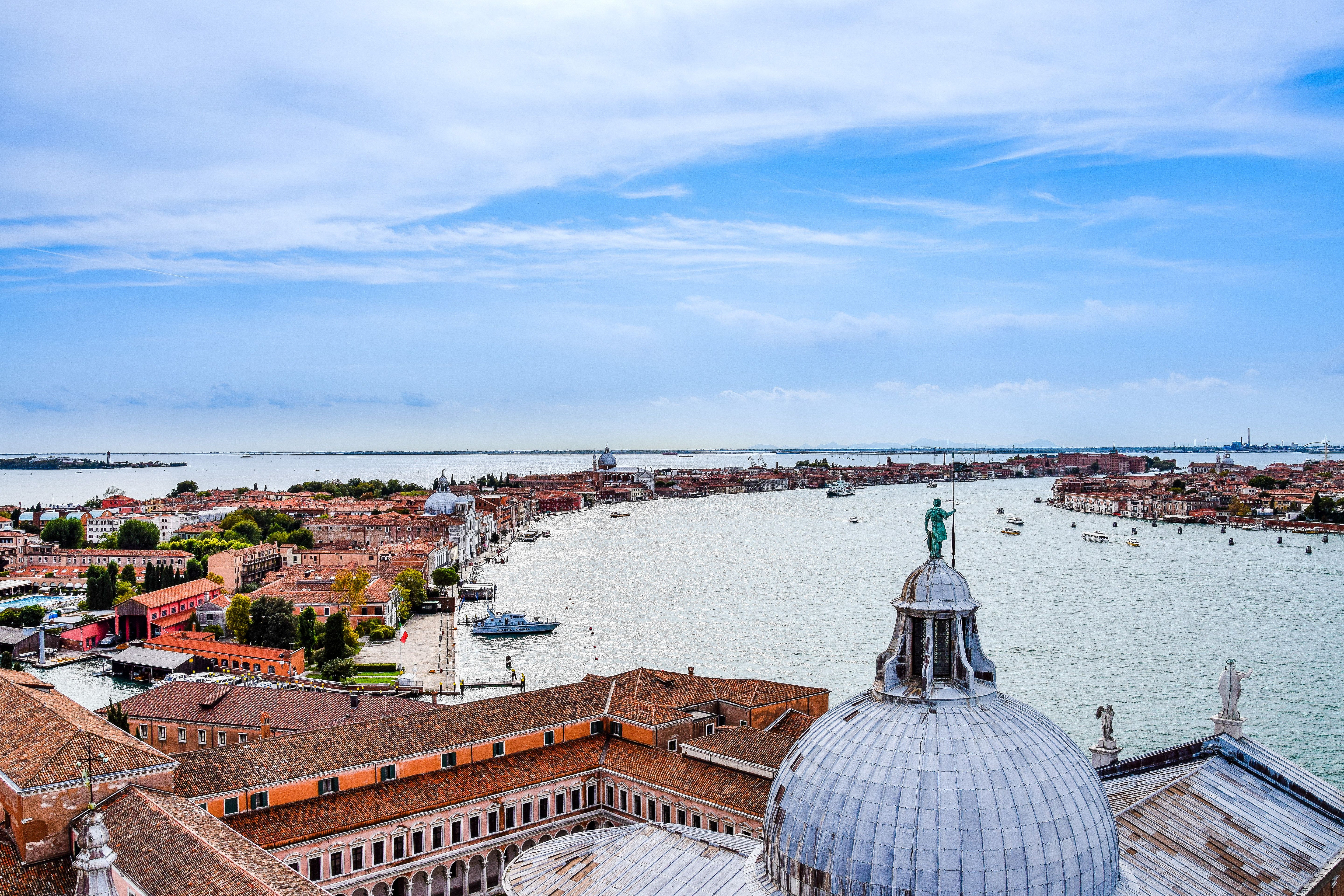 Venice Cityscape with Saint Marks Basilica · Free Stock Photo