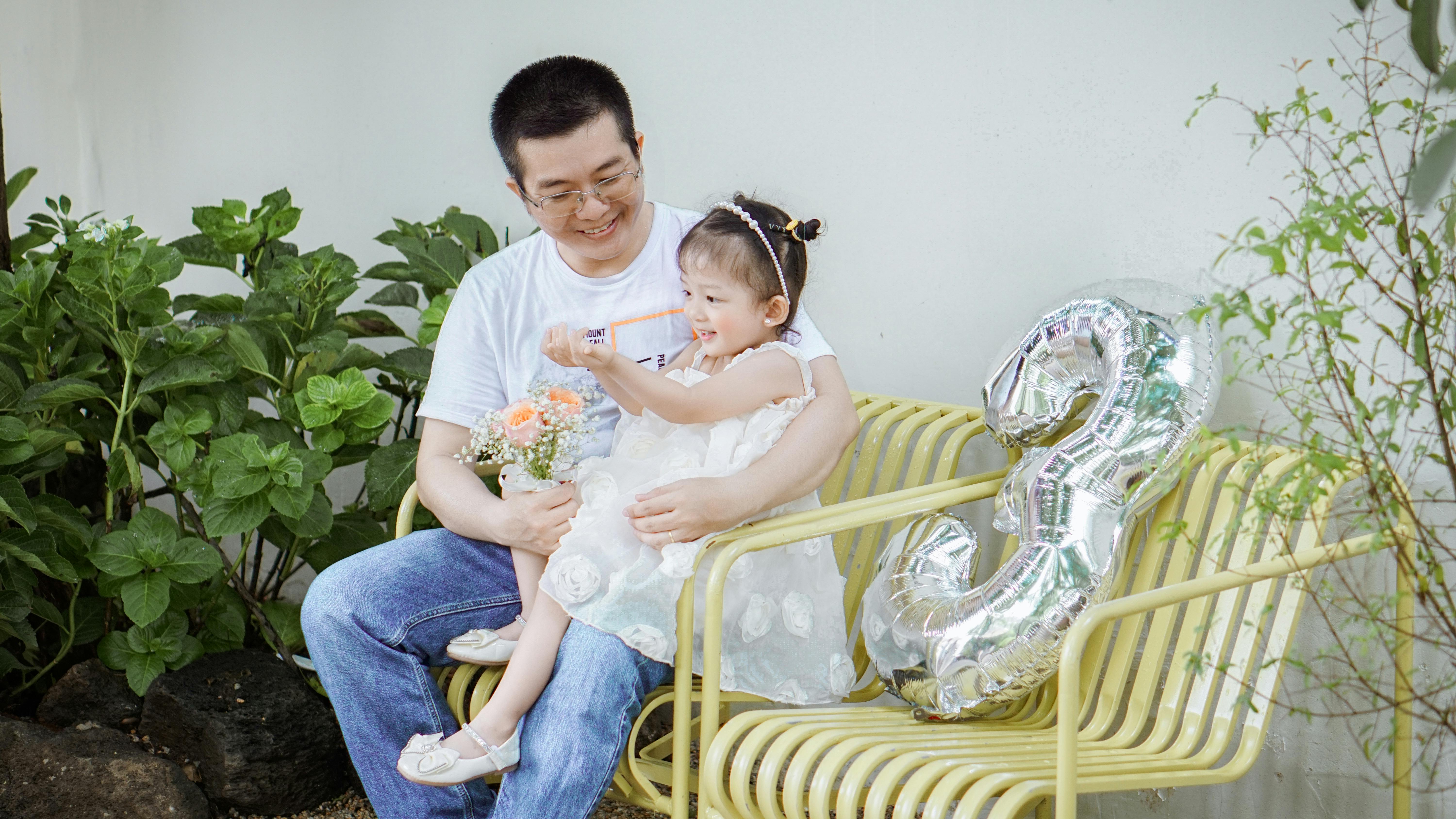 Malay Father Photos, Download The BEST Free Malay Father Stock Photos ...