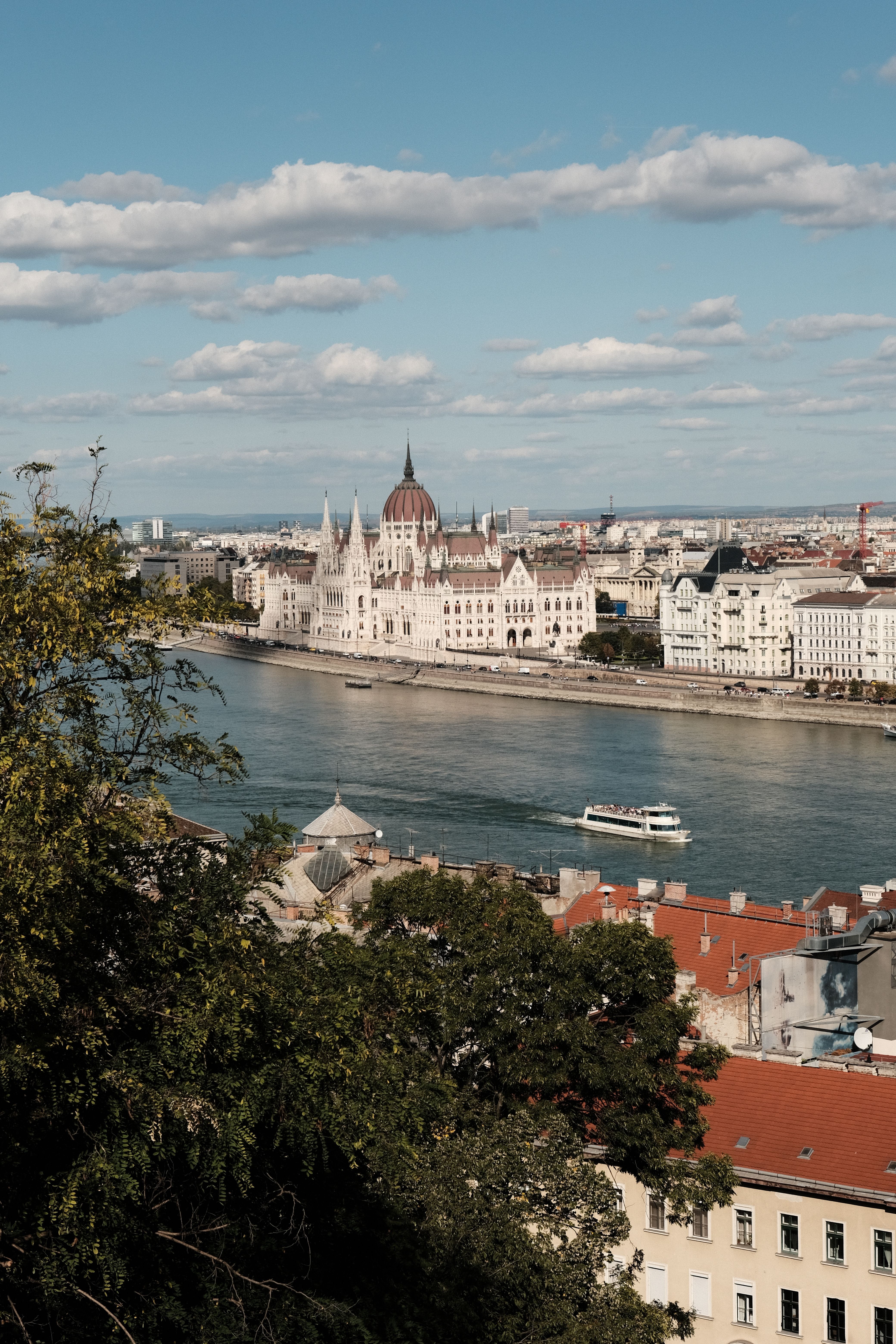 The budapest river and buildings in the background · Free Stock Photo