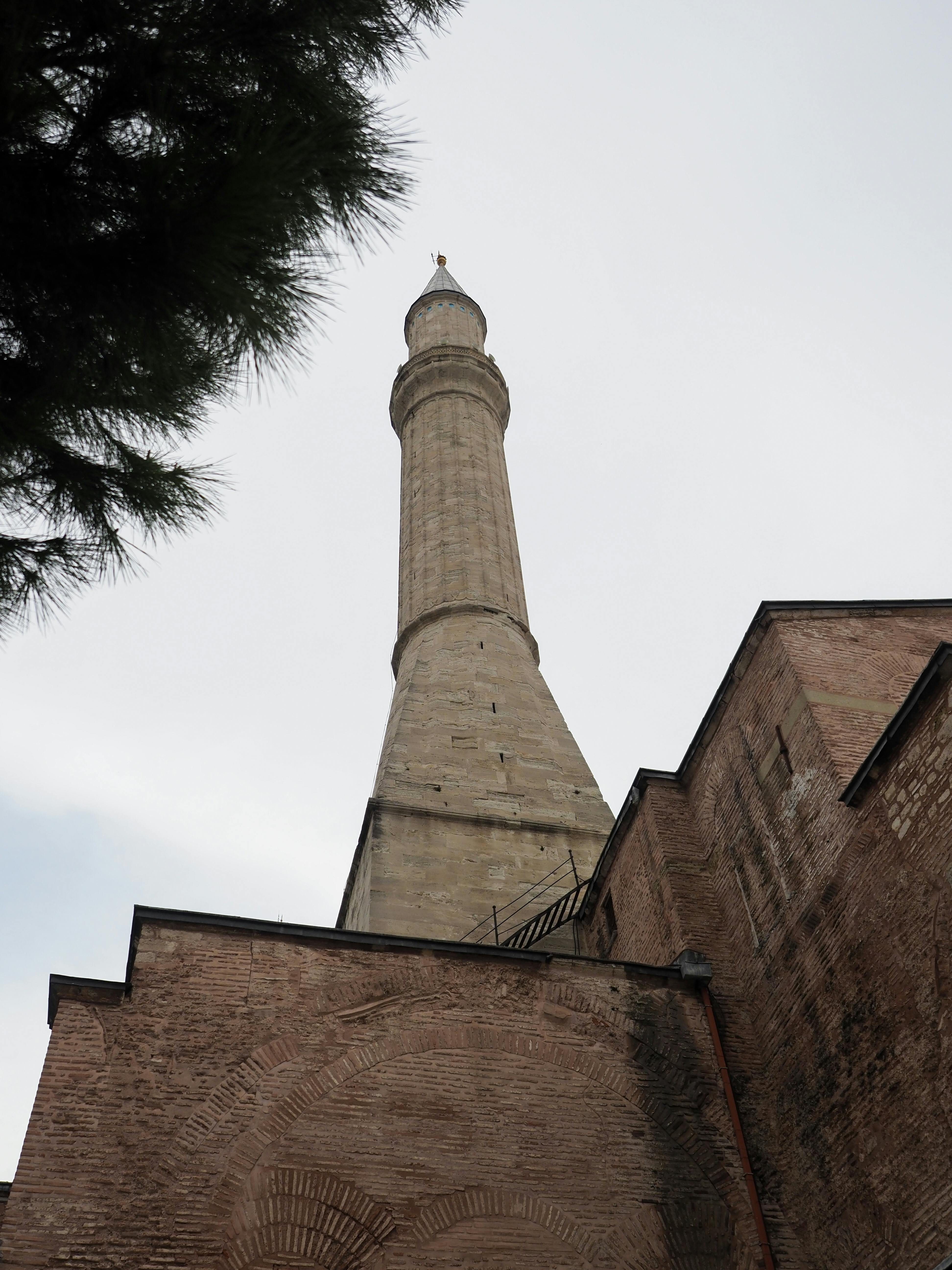 Mosque Tower Photos, Download The BEST Free Mosque Tower Stock Photos ...