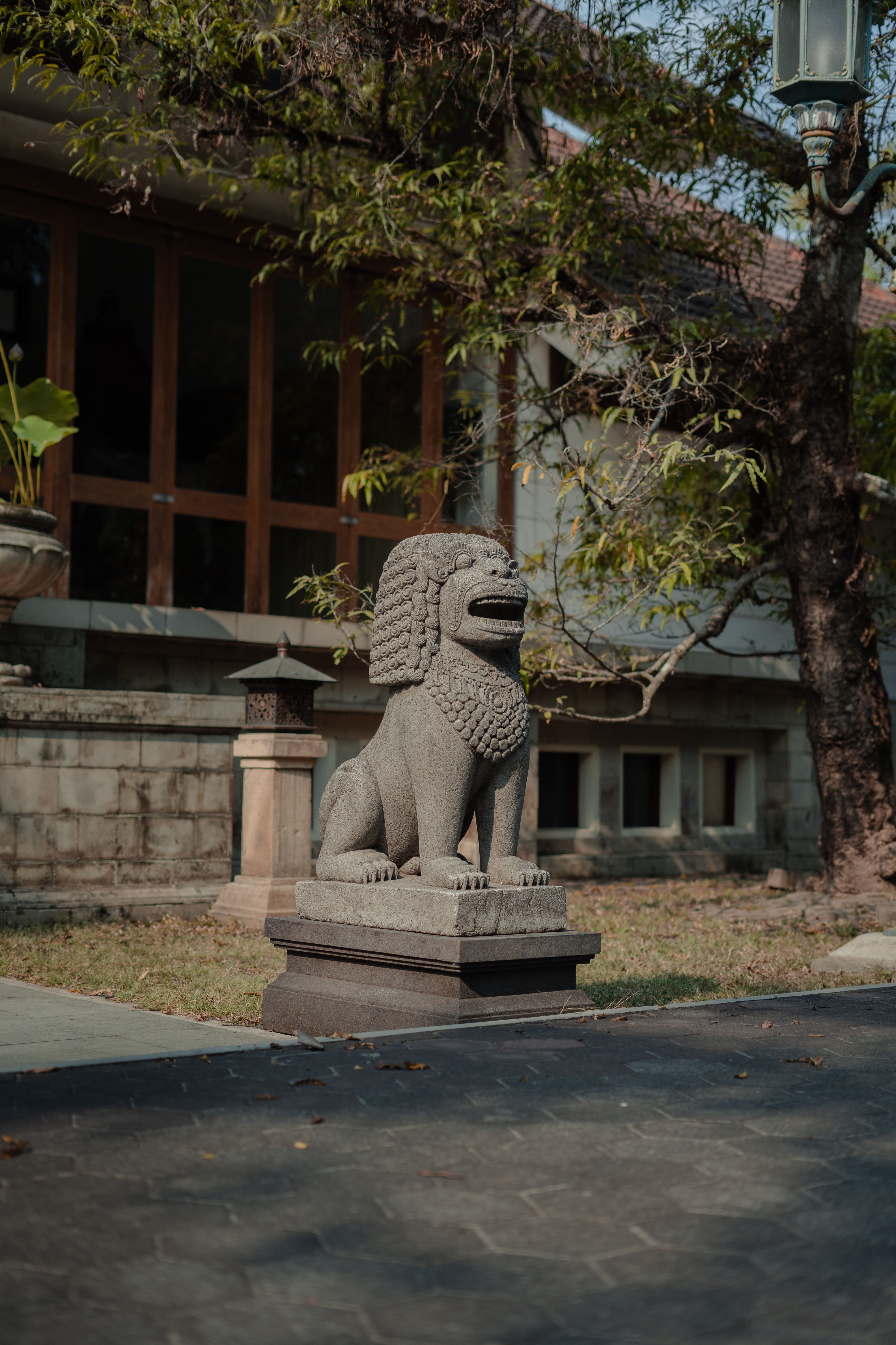 Lion Sculpture in Mendut Buddhist Temple Courtyard, Java, Indonesia ...