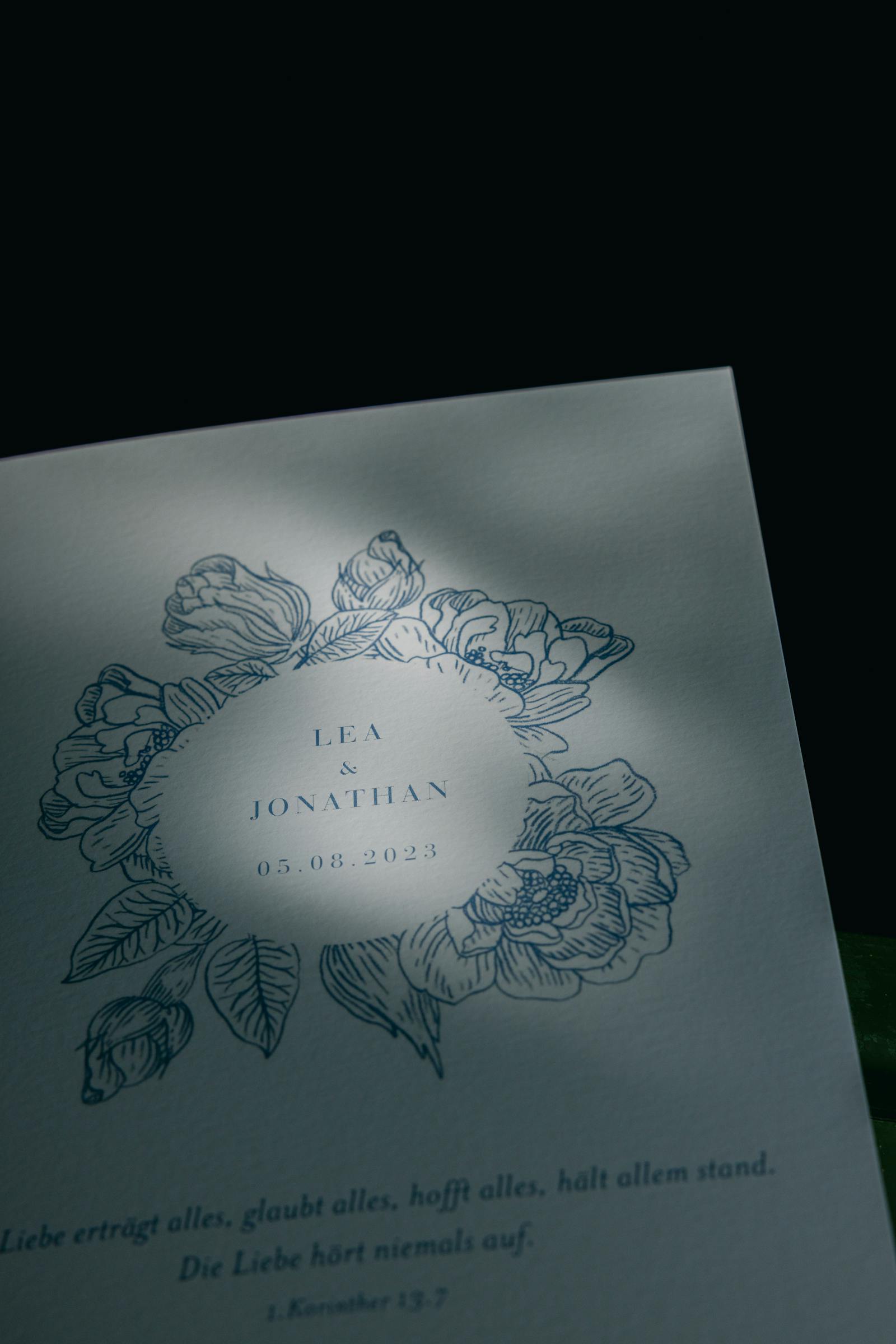 Wedding Card Photos, Download The BEST Free Wedding Card Stock Photos ...