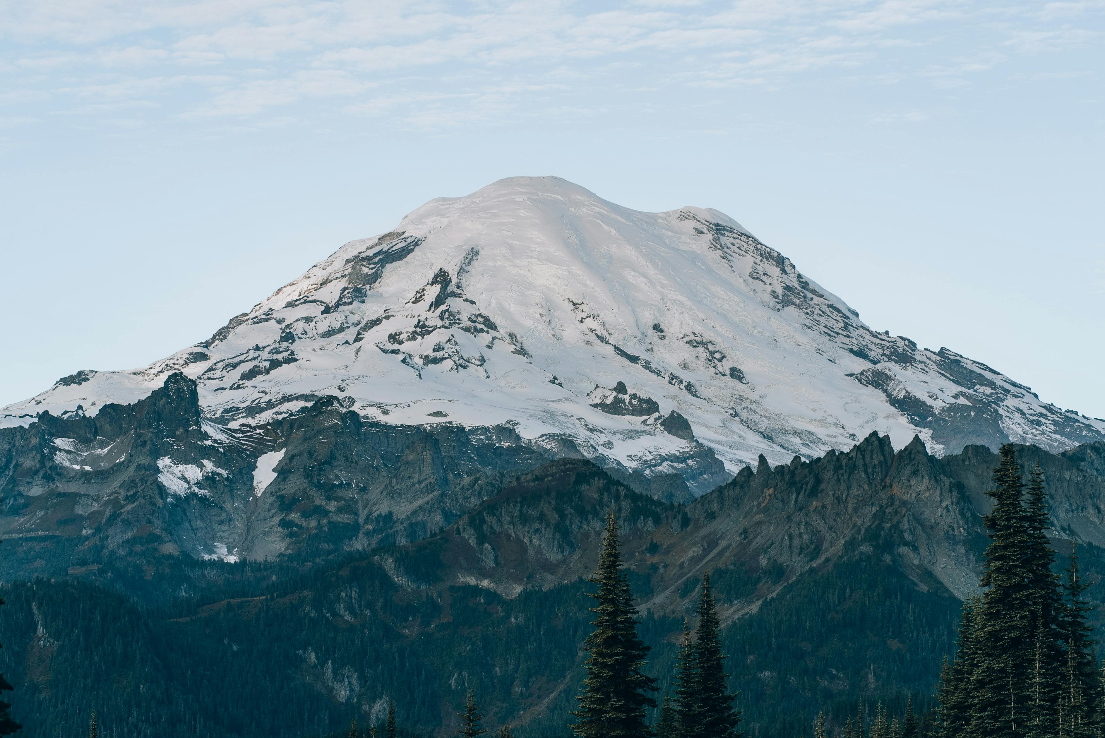 Volcano Cone of Mount Rainier · Free Stock Photo