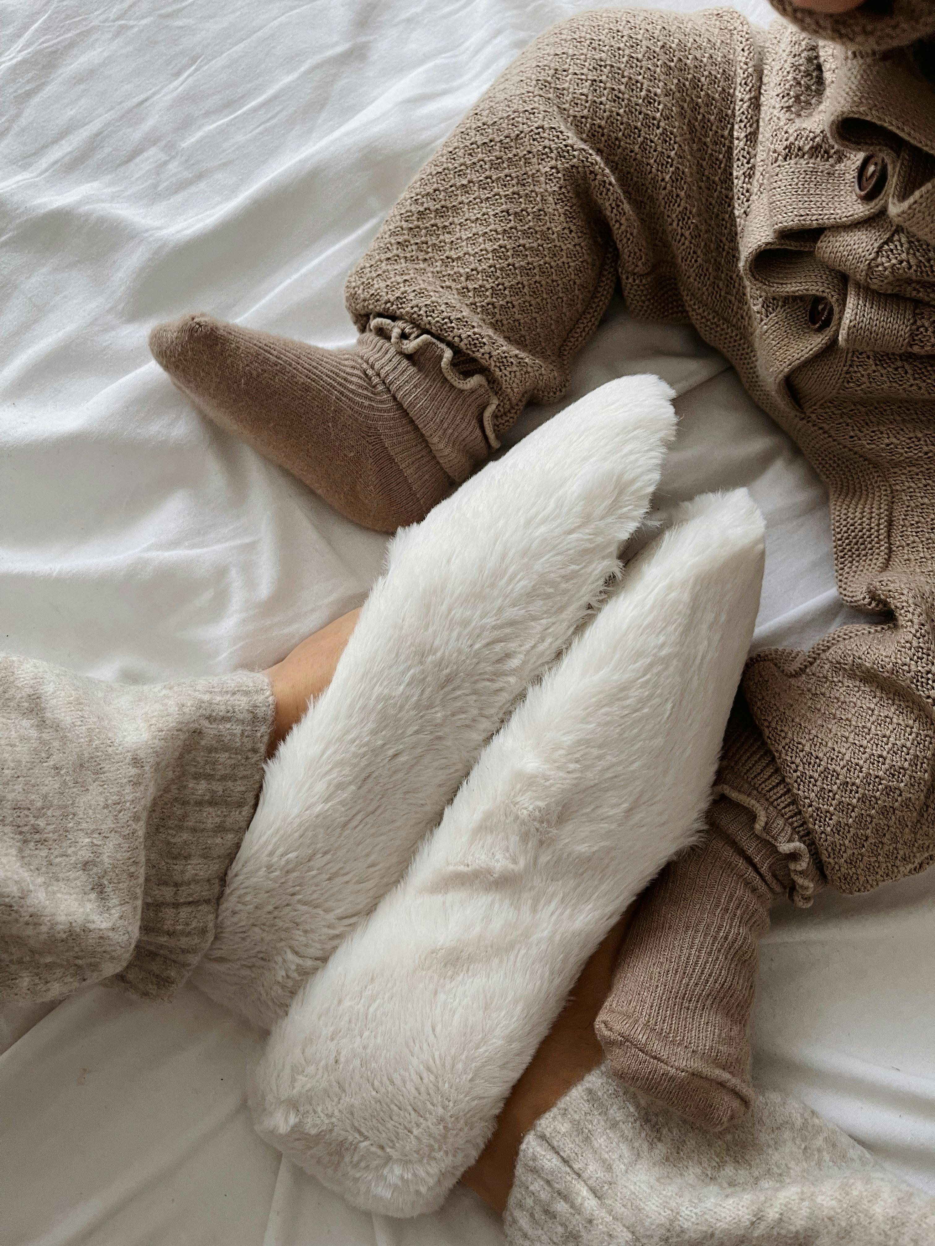 Cozy Bedroom Photos, Download The BEST Free Cozy Bedroom Stock Photos ...