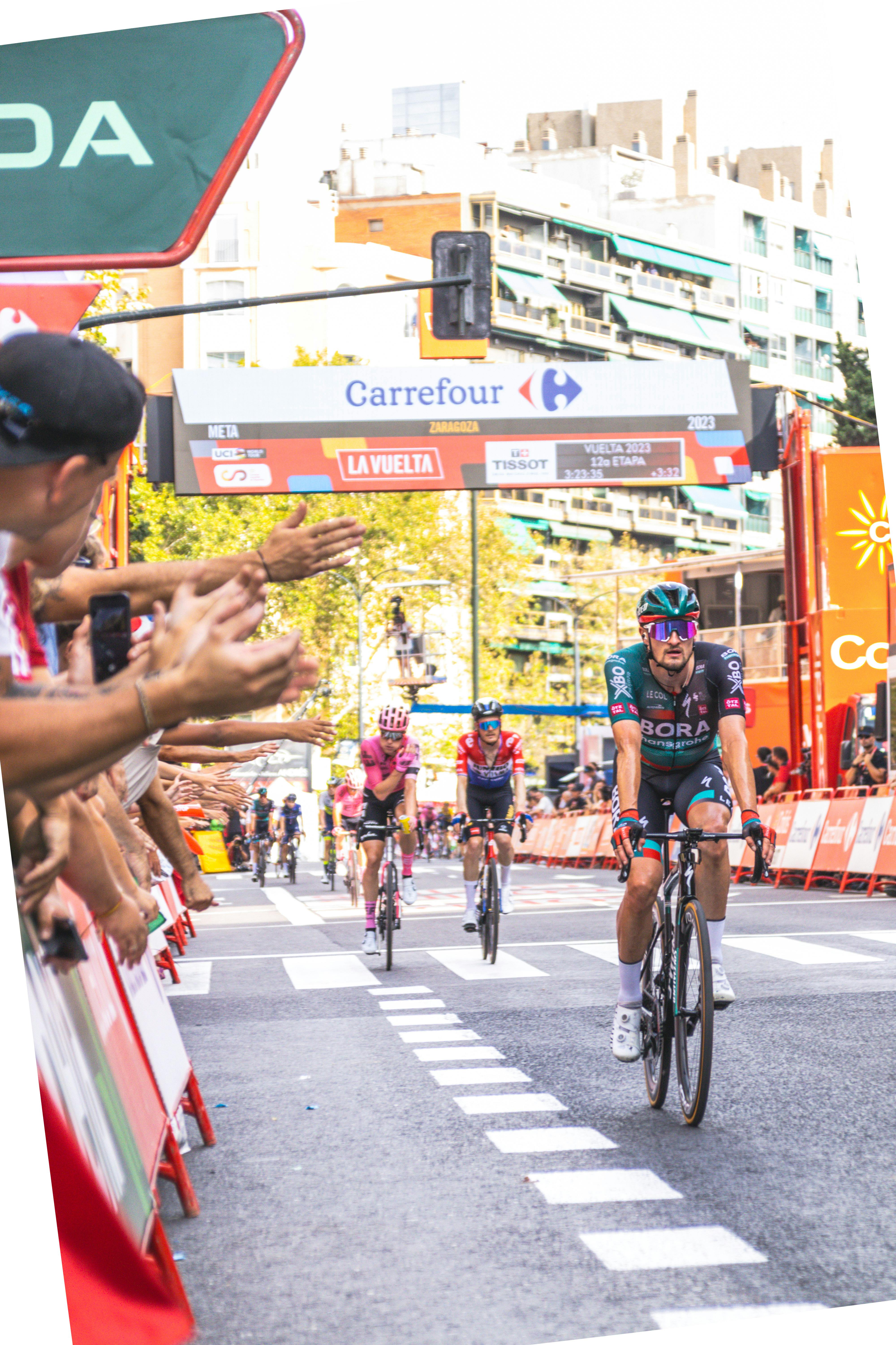 Road Bicycle Racing Competition · Free Stock Photo