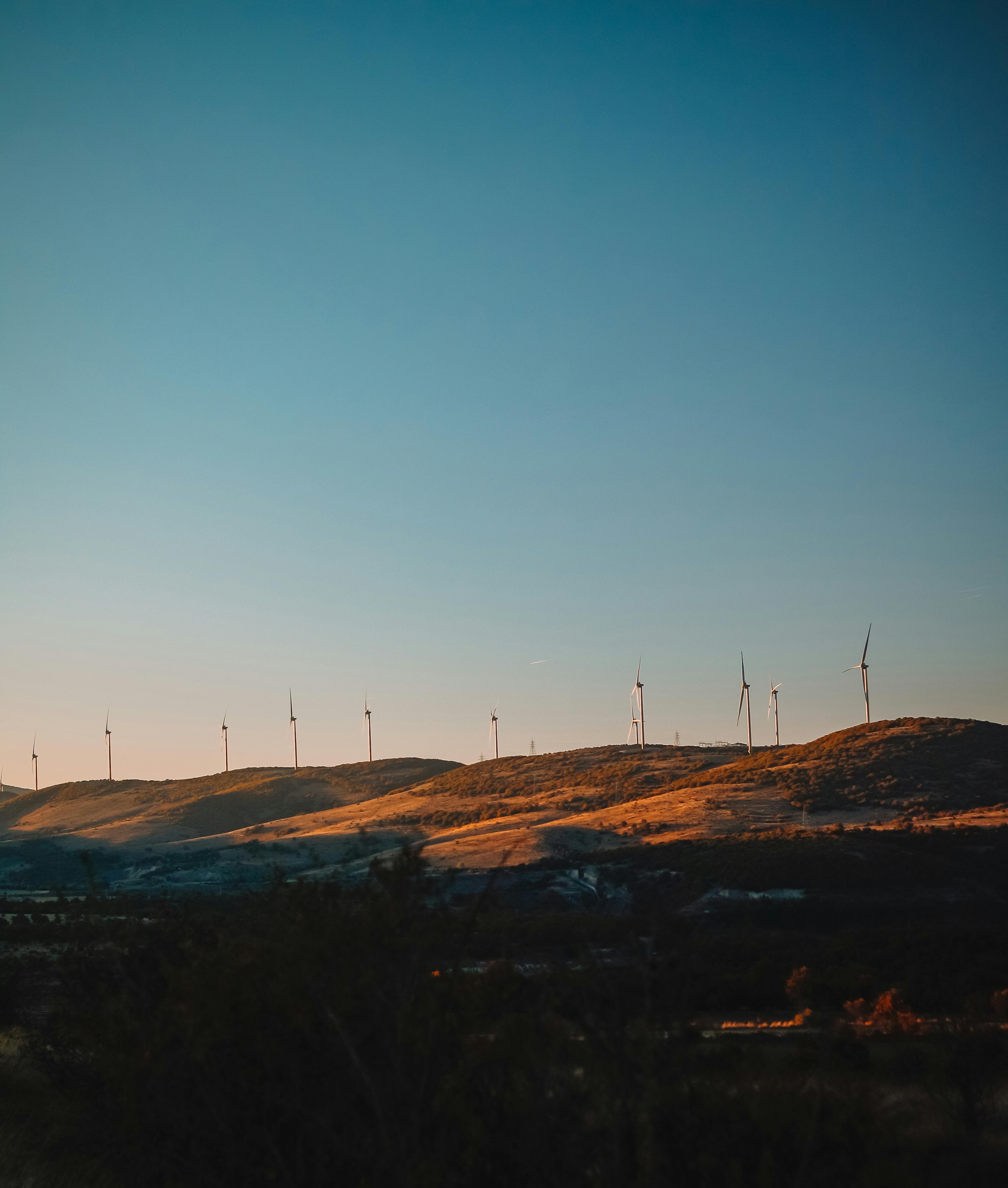 Using Generators for Backup Power in Large-Scale Manufacturing Plants ...