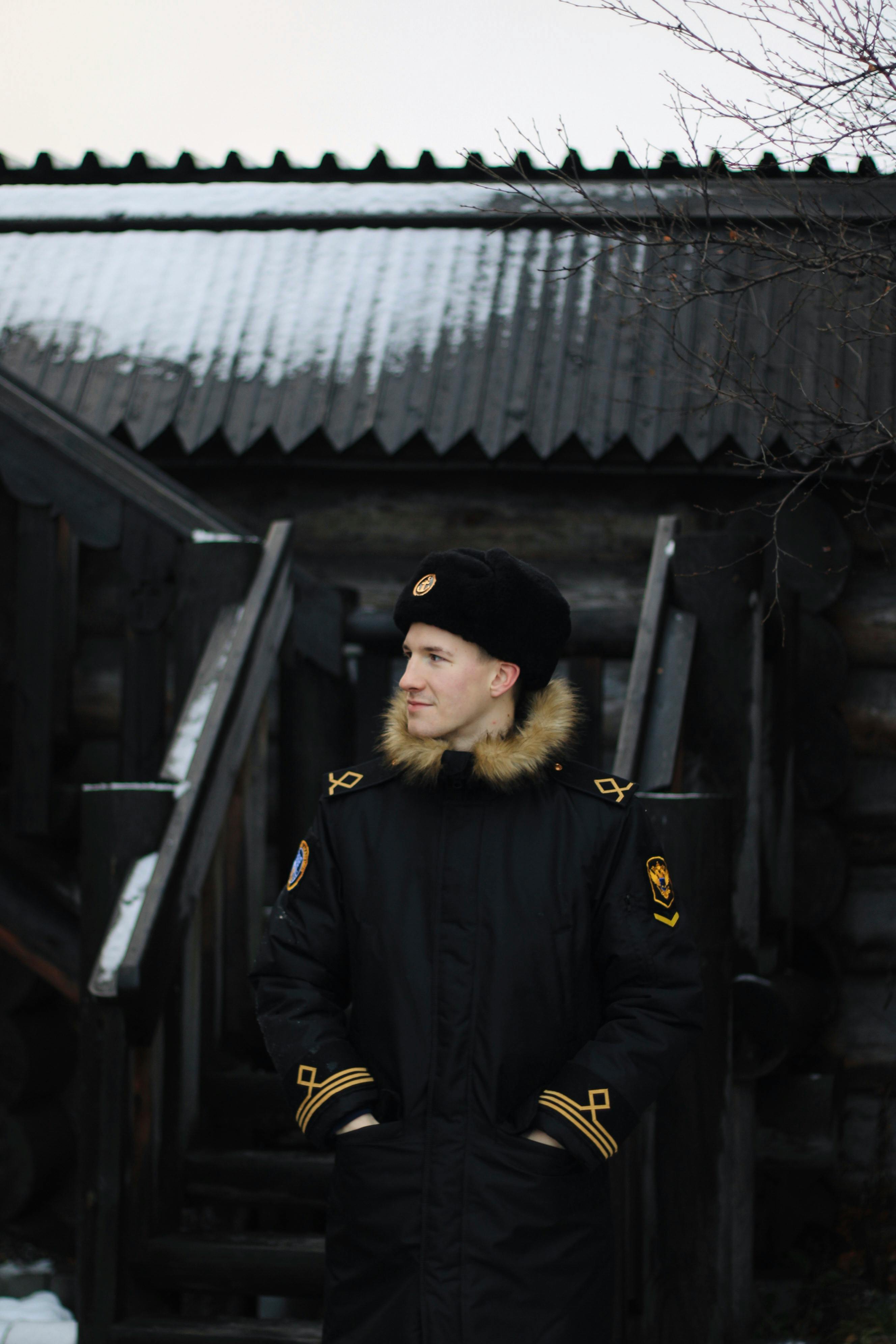 Military Man Photos, Download The BEST Free Military Man Stock Photos ...