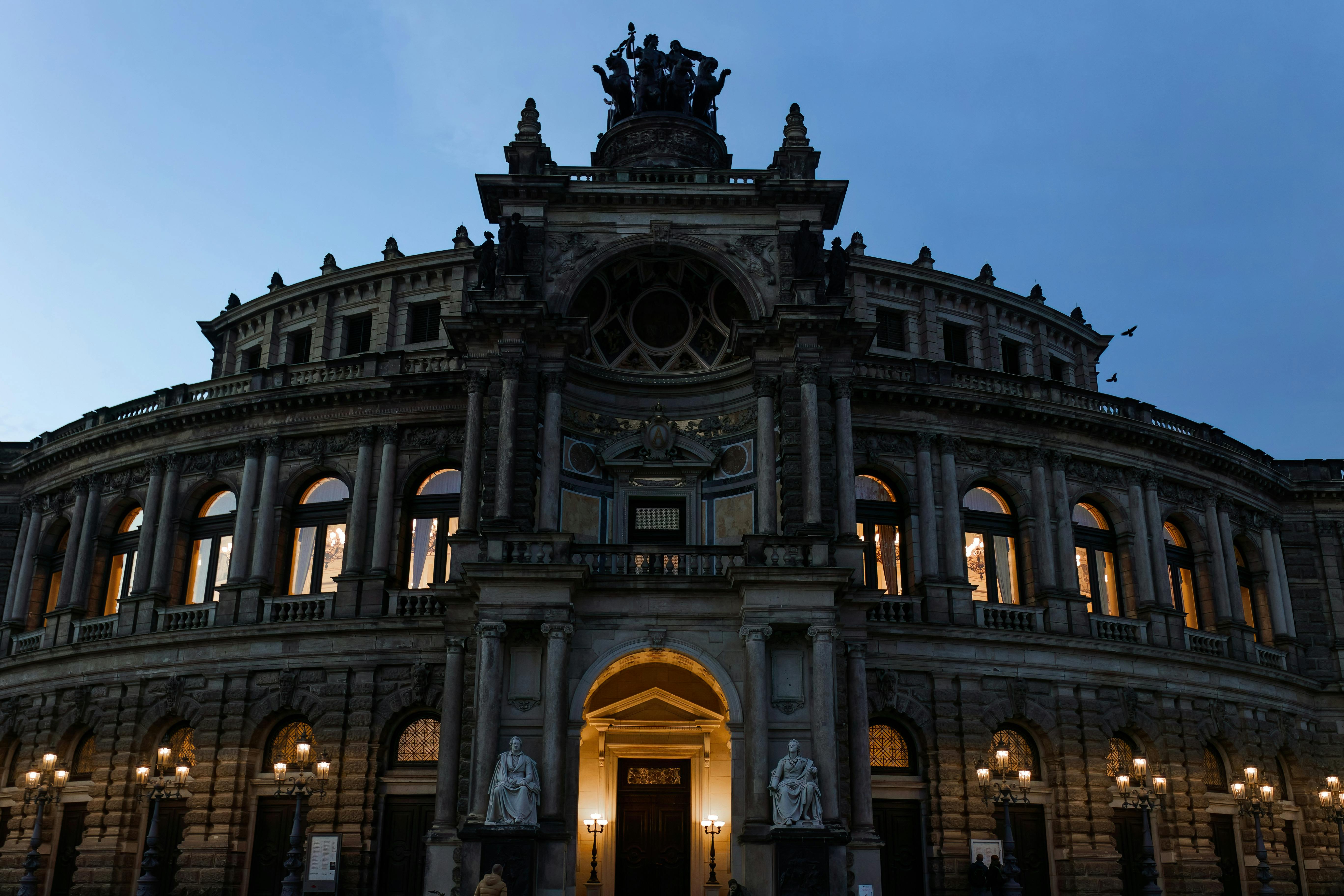 Opera House in Dresden · Free Stock Photo