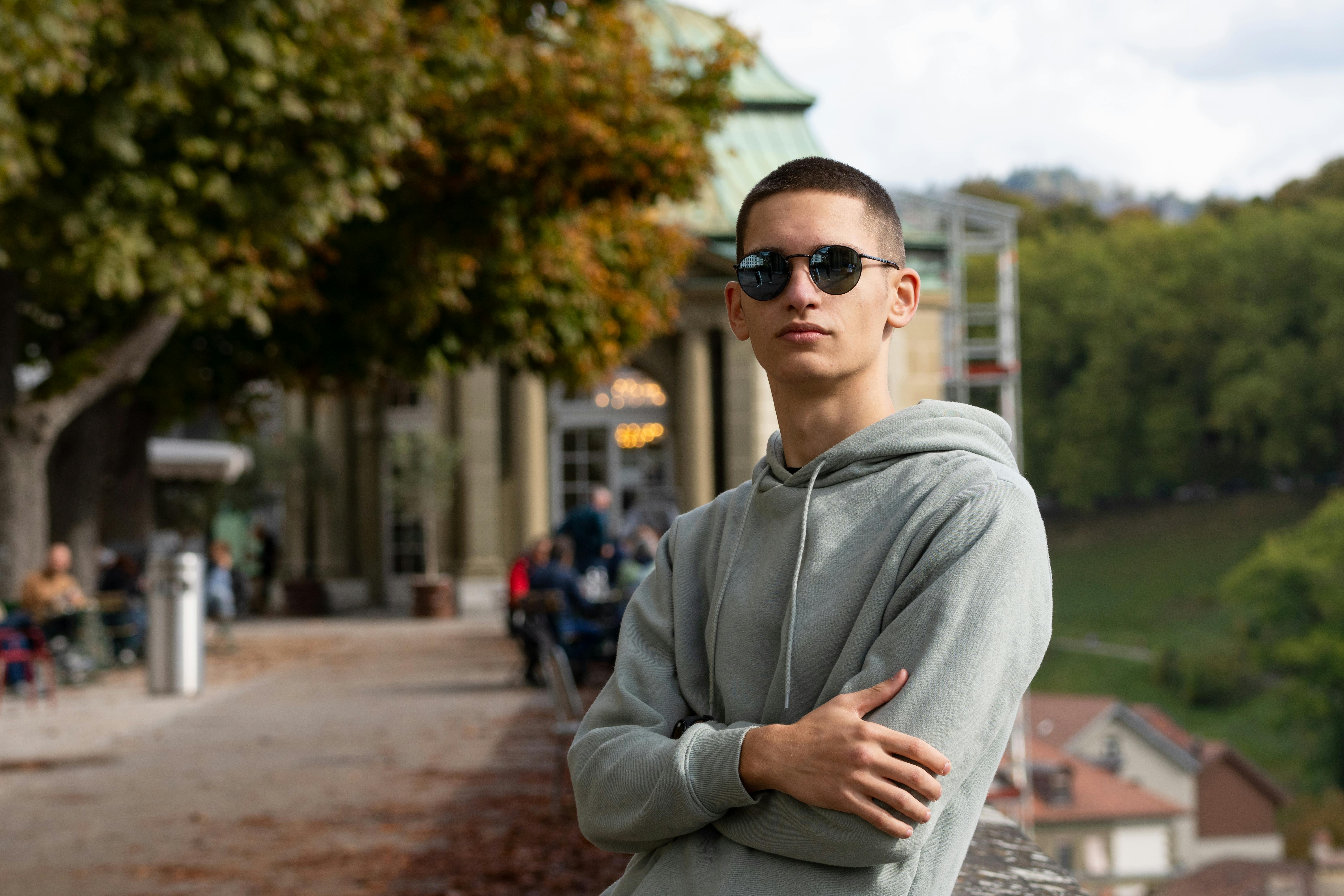 Hoodie Models Photos, Download The BEST Free Hoodie Models Stock Photos ...