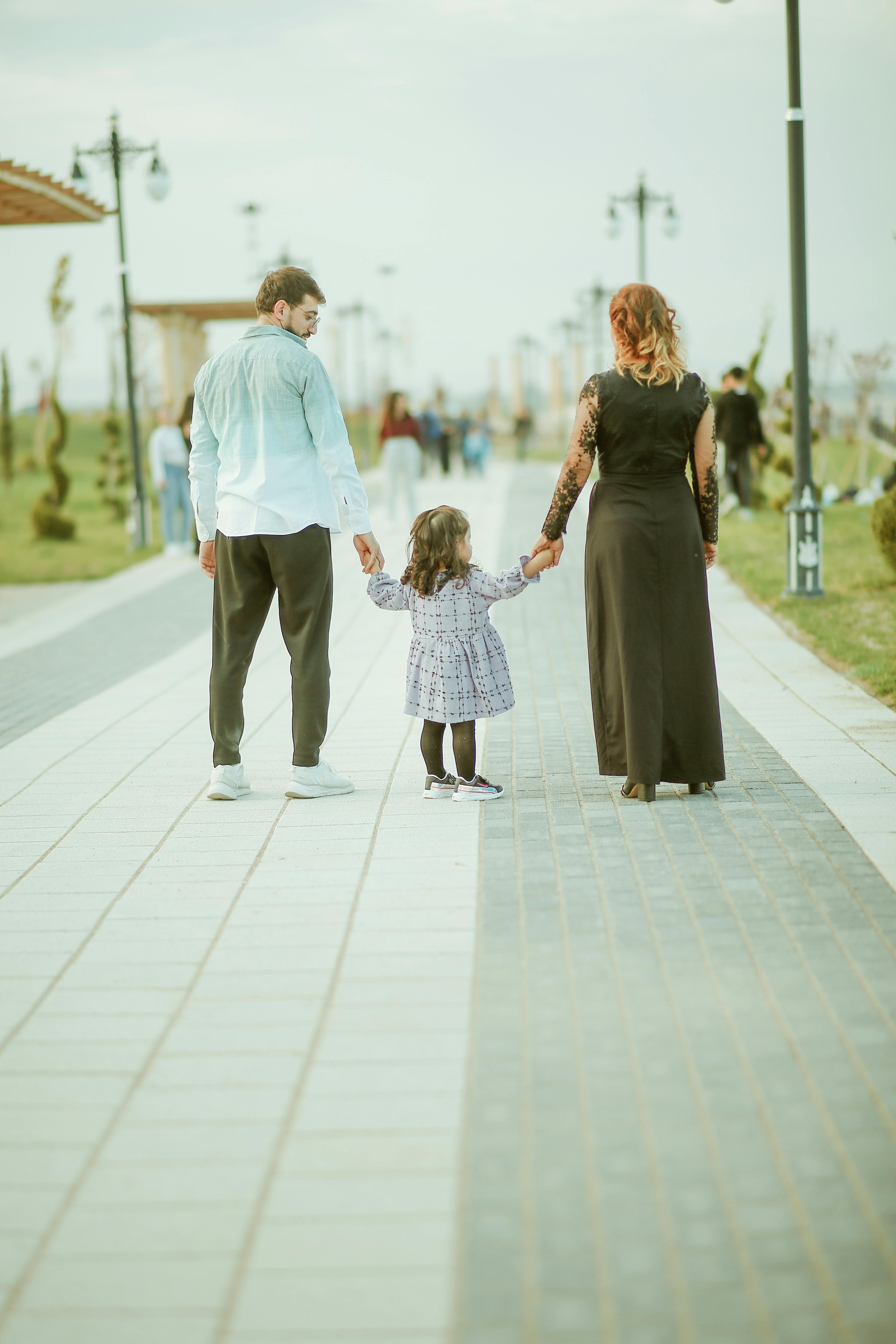 Malay Father Photos, Download The BEST Free Malay Father Stock Photos ...