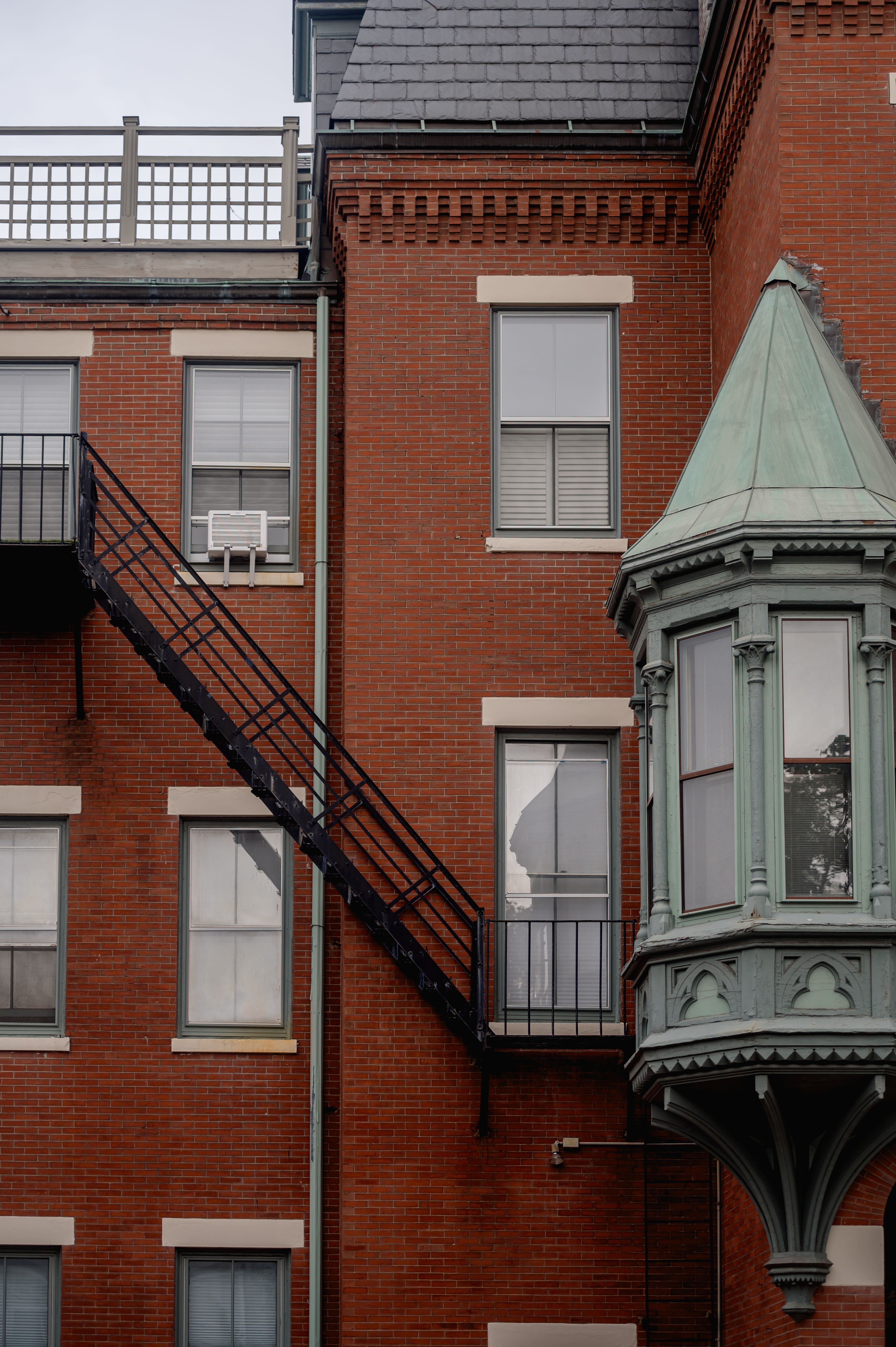 Brick Residential Building in Boston · Free Stock Photo