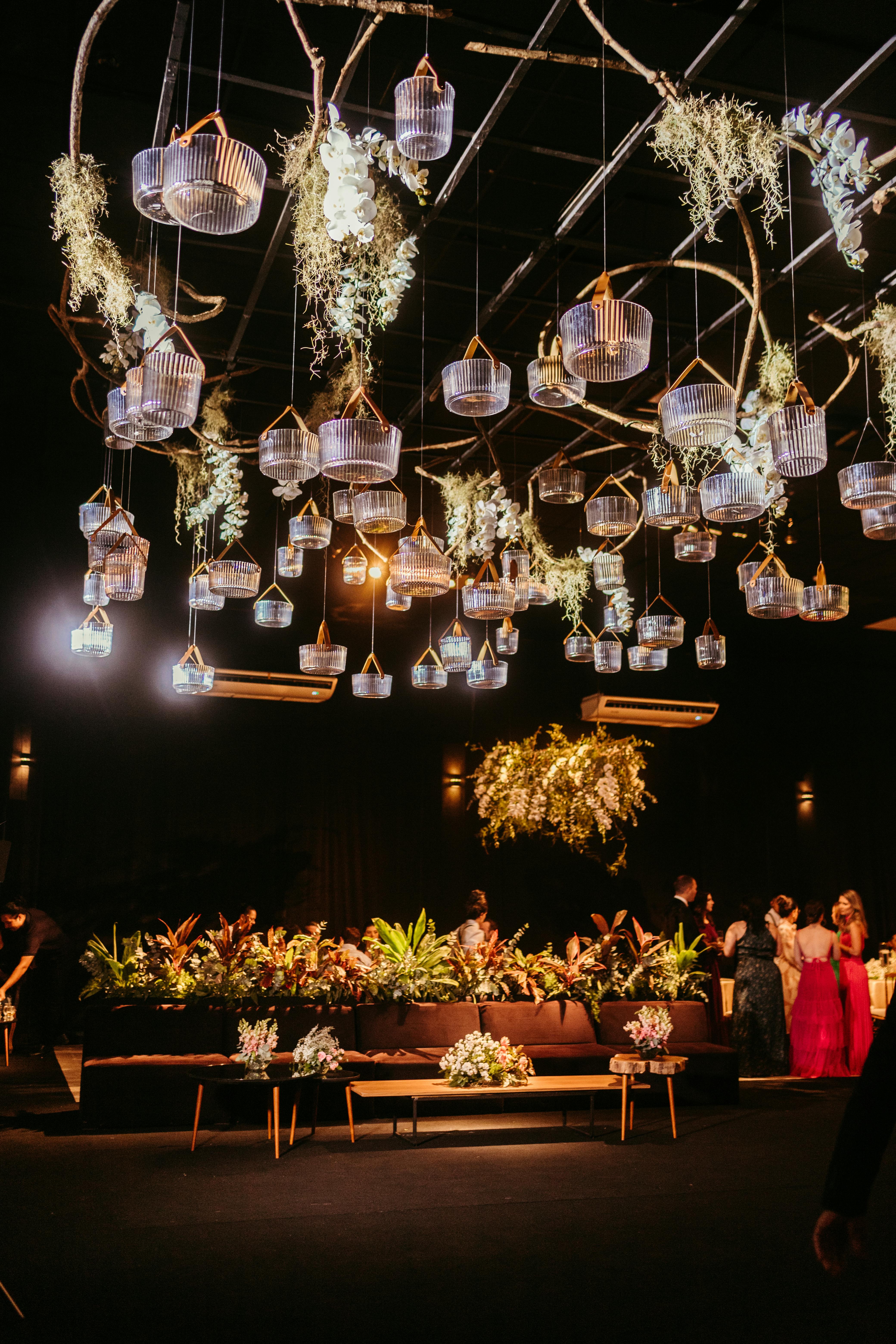 Guests Standing in Luxury Banquet Hall during Venue · Free Stock Photo