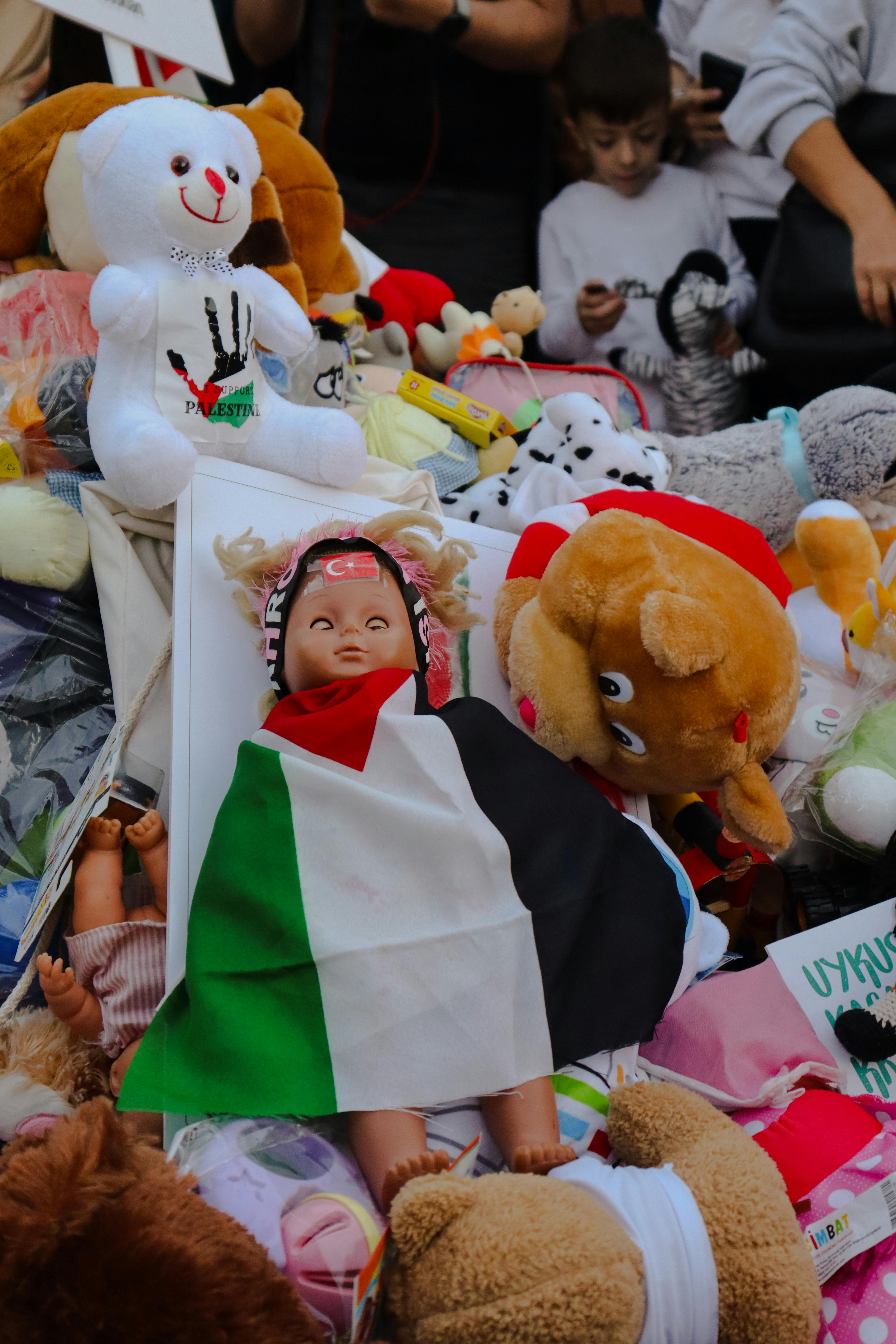 Teachers Gathering Image With Plain Bg Photos, Download The BEST Free ...