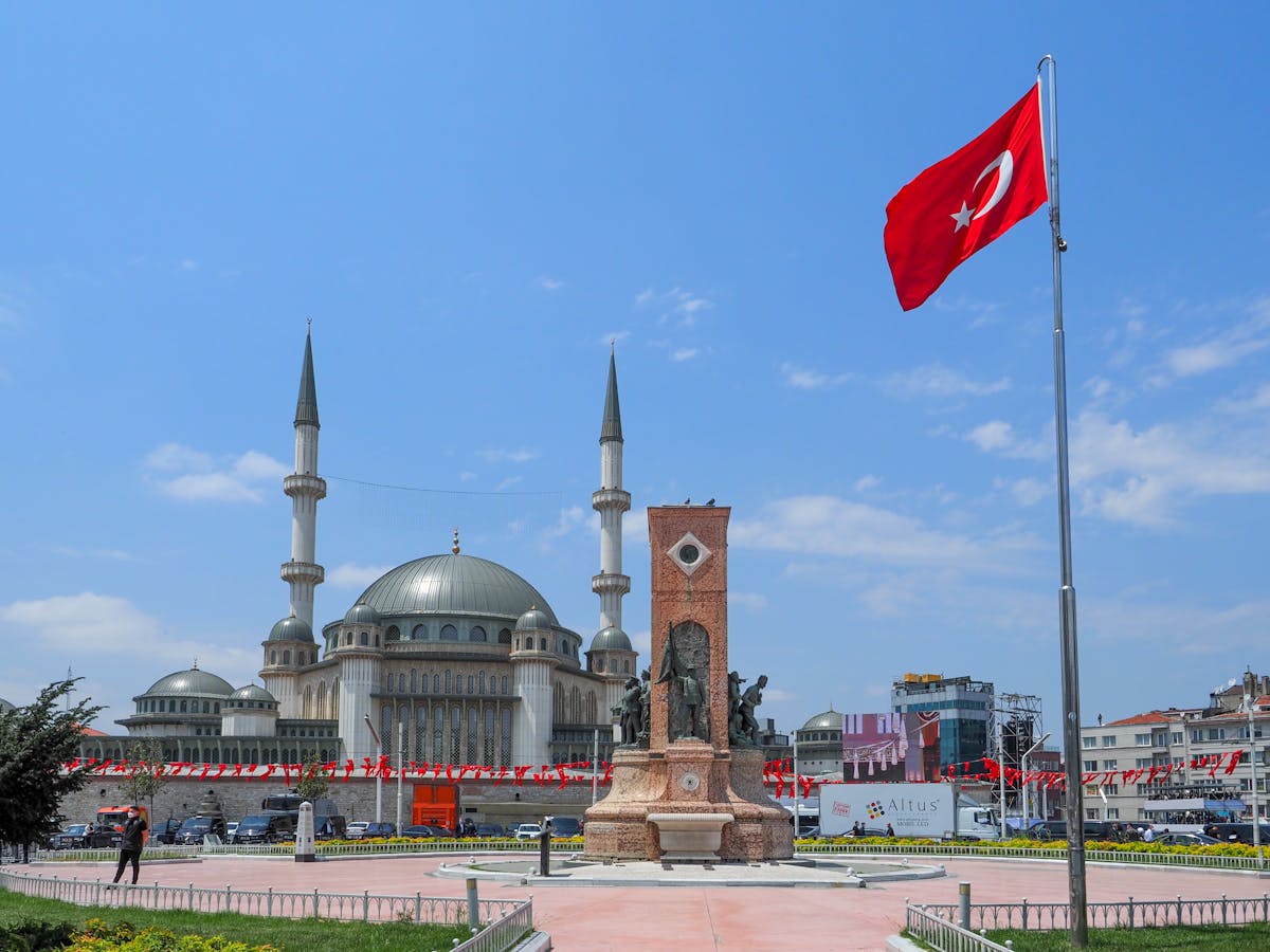Sanar Taksim Photos, Download The BEST Free Sanar Taksim Stock Photos ...