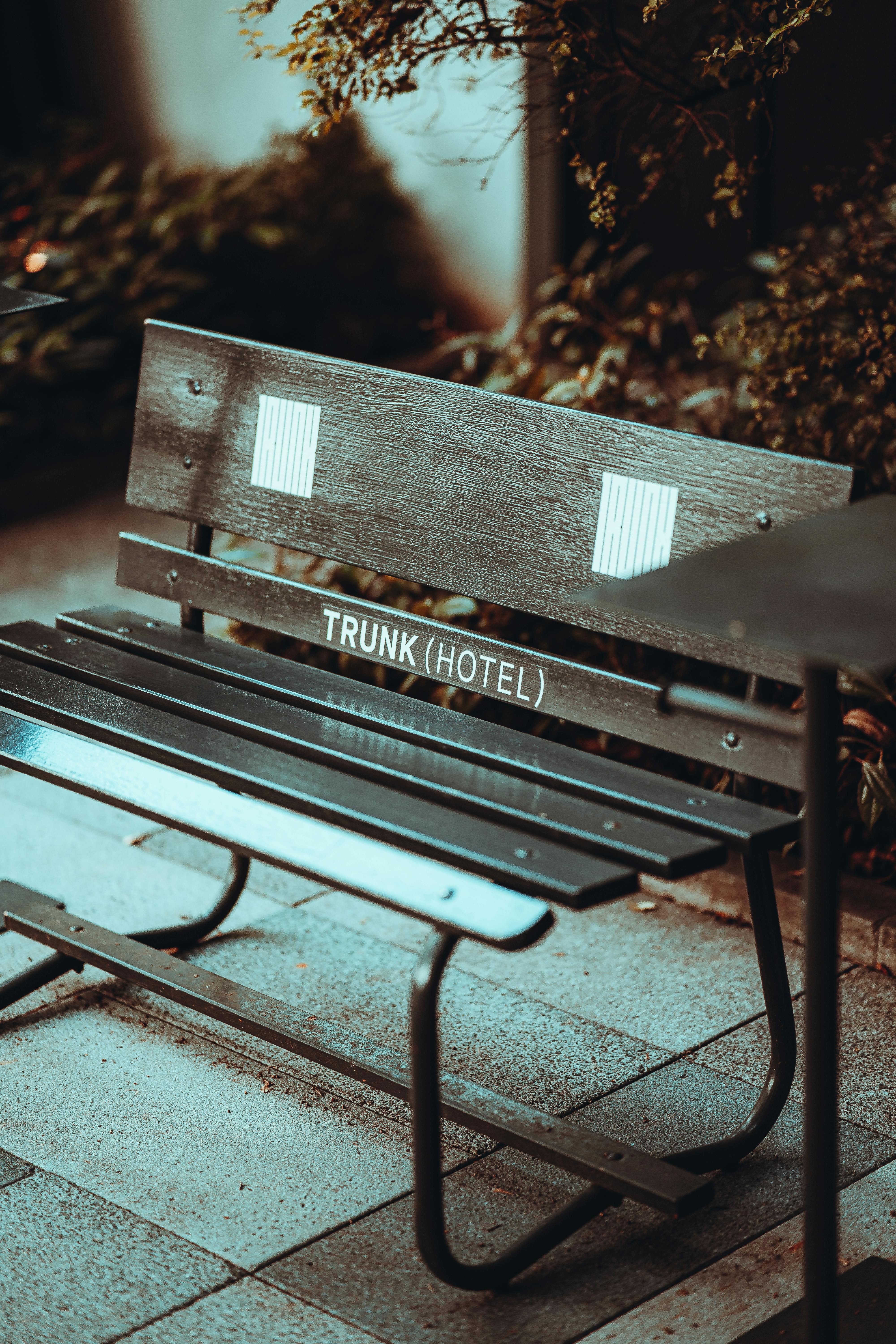 Trunk Hotel Bench · Free Stock Photo