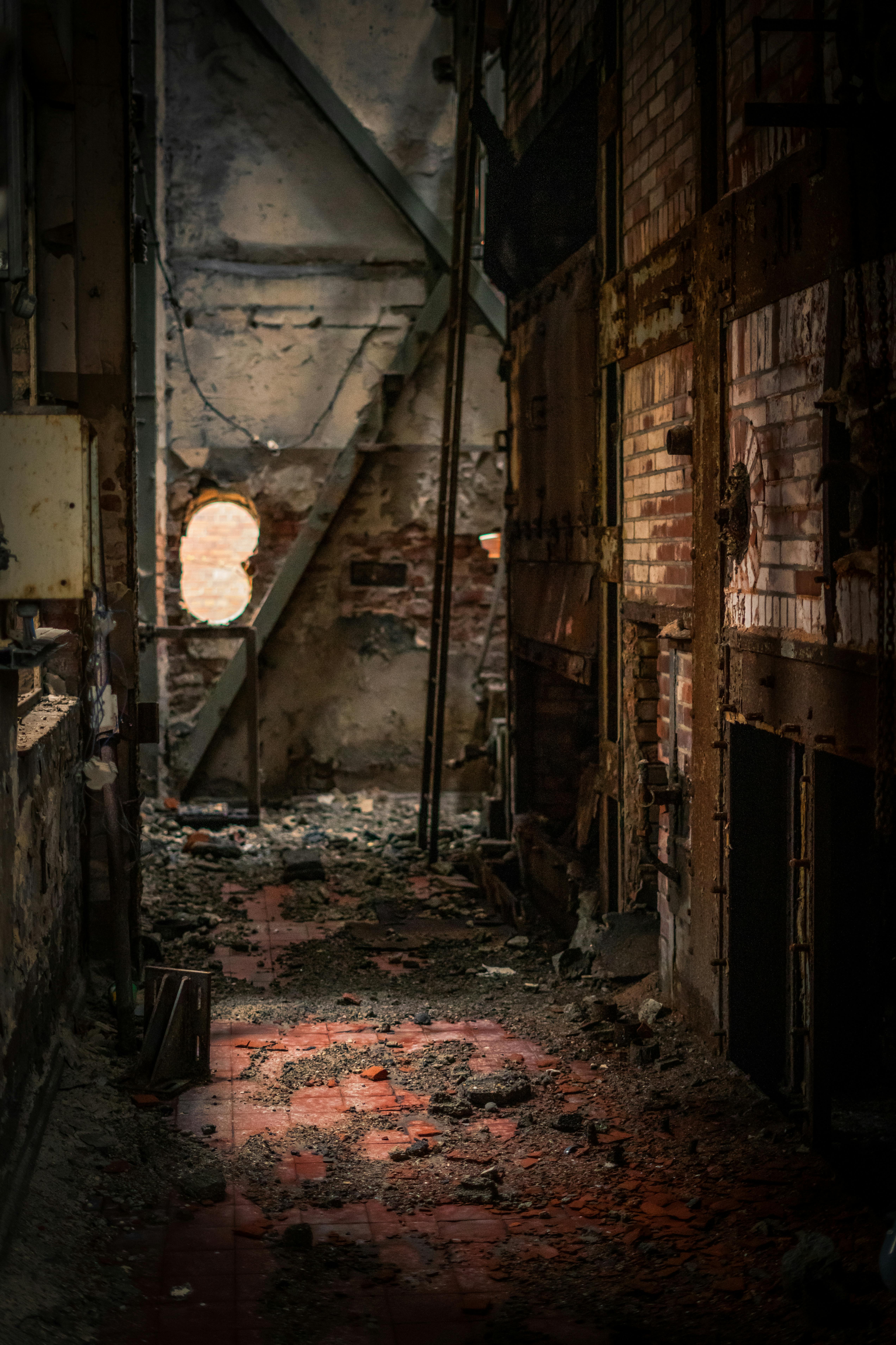 Grimy Interior of Abandoned Building · Free Stock Photo