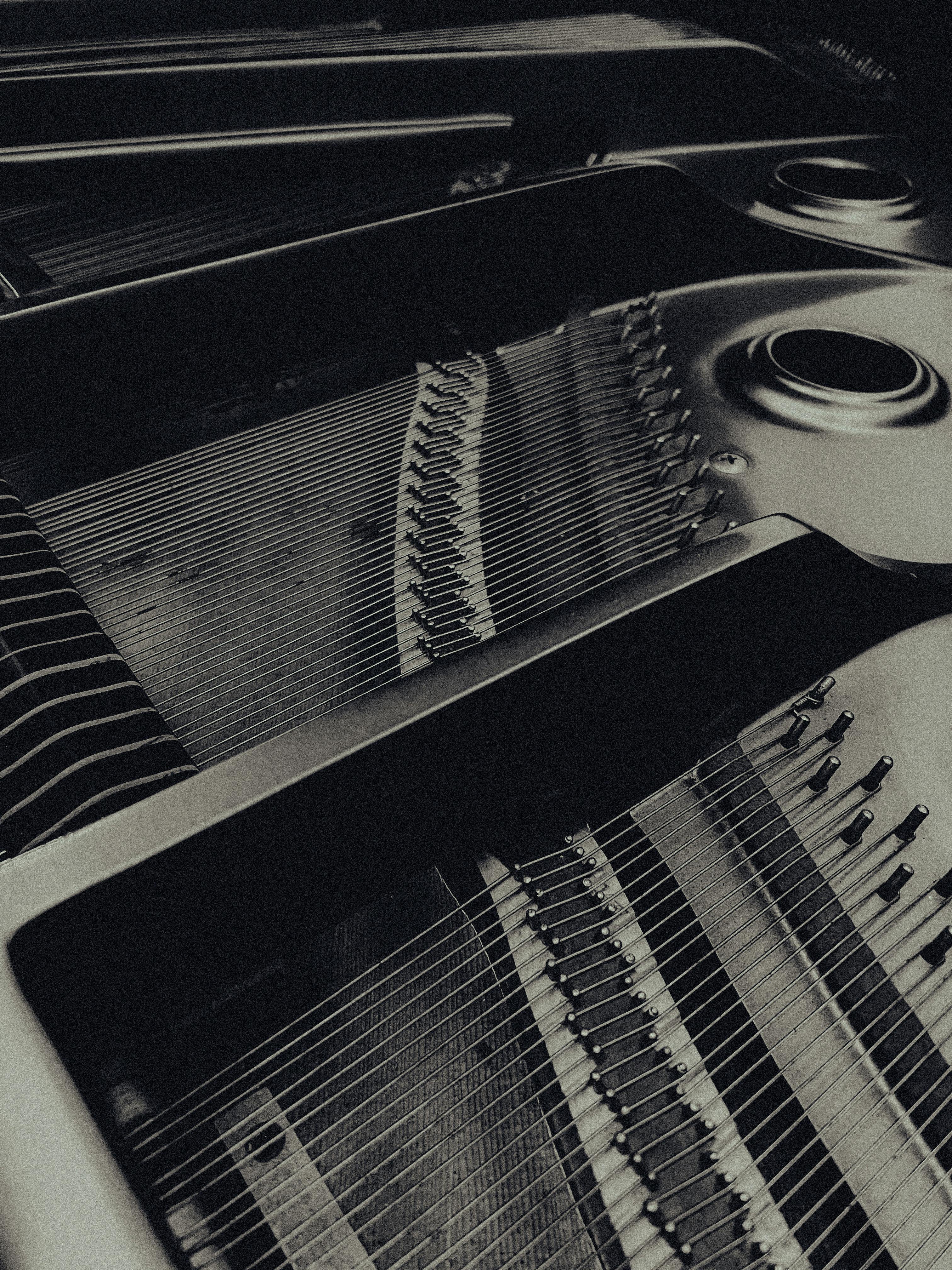 Brown Wooden Piano · Free Stock Photo