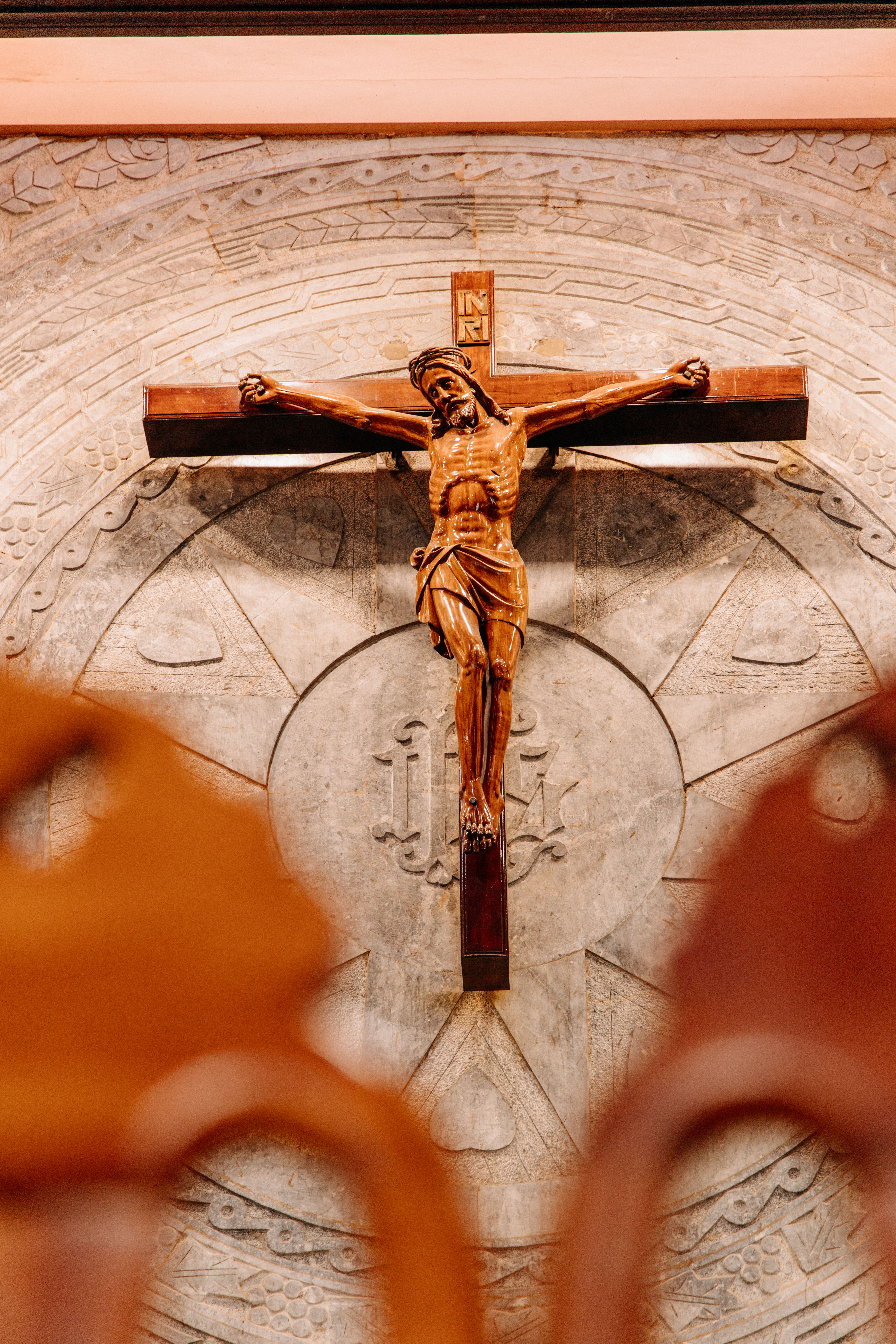 Close up of Sculptures of Jesus Christ and Virgin Mary · Free Stock Photo