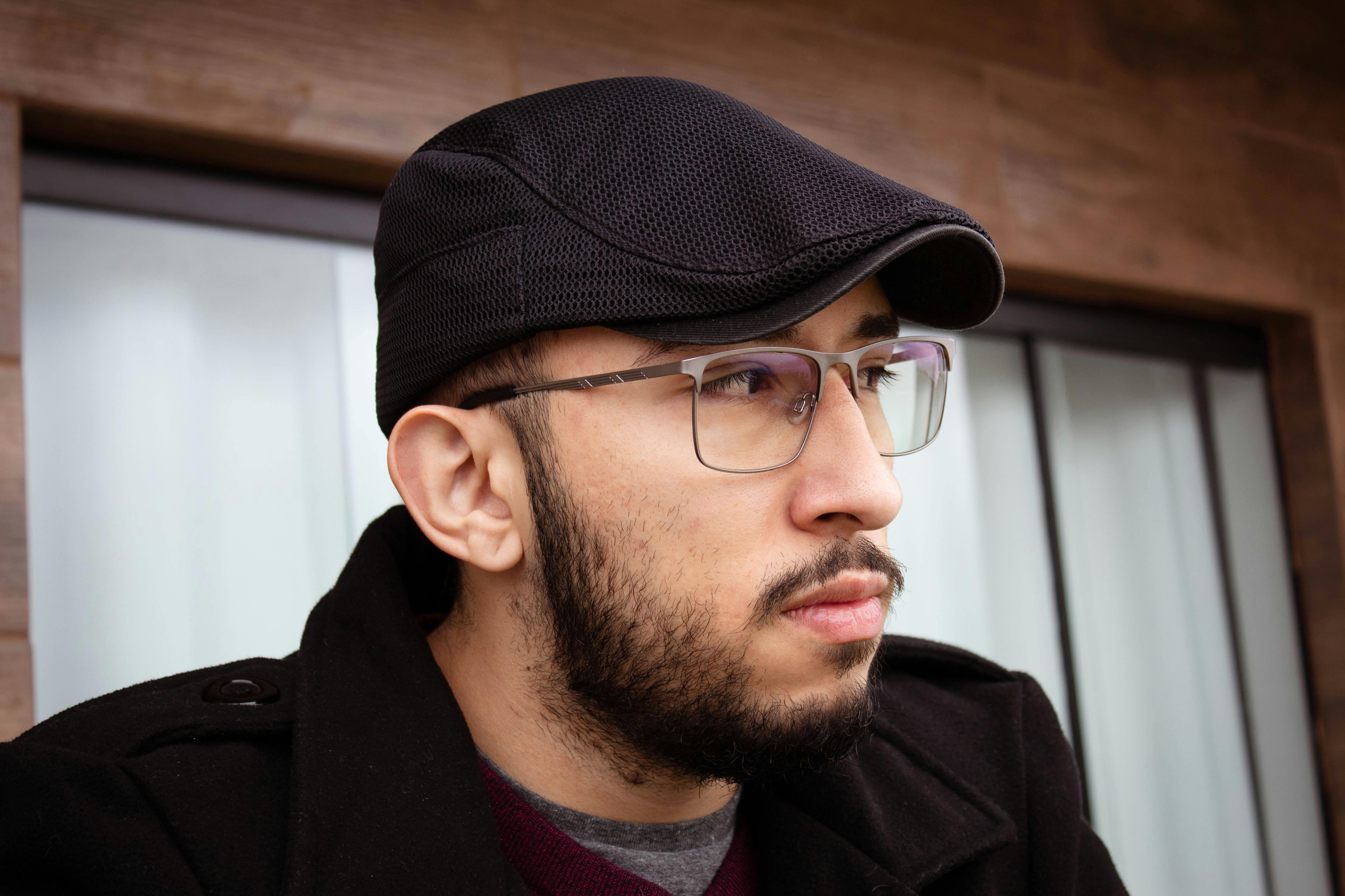 Man in Flat Cap and Eyeglasses · Free Stock Photo
