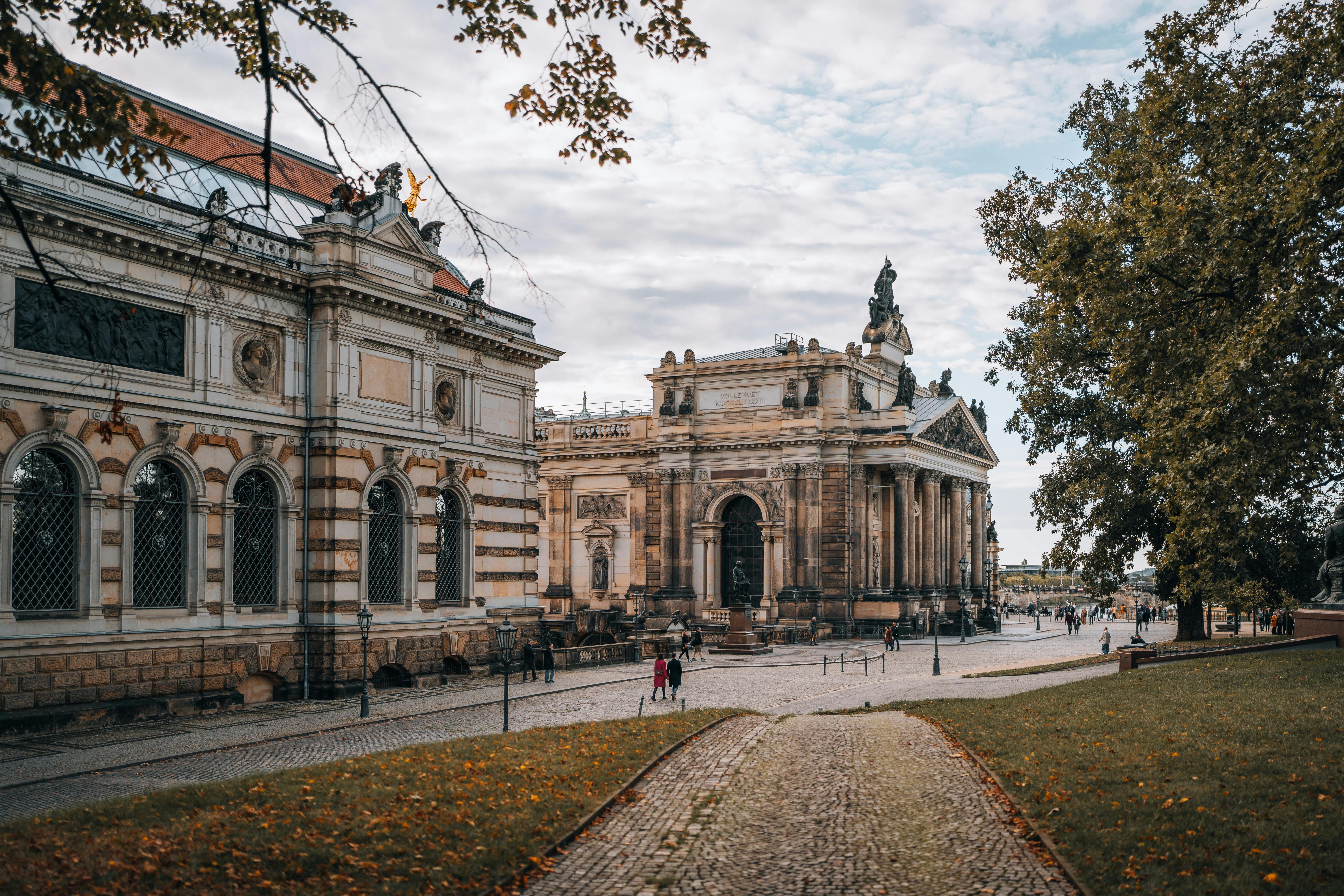 Discovering the Elegance of Eastern and Western - Famous Traditional ...