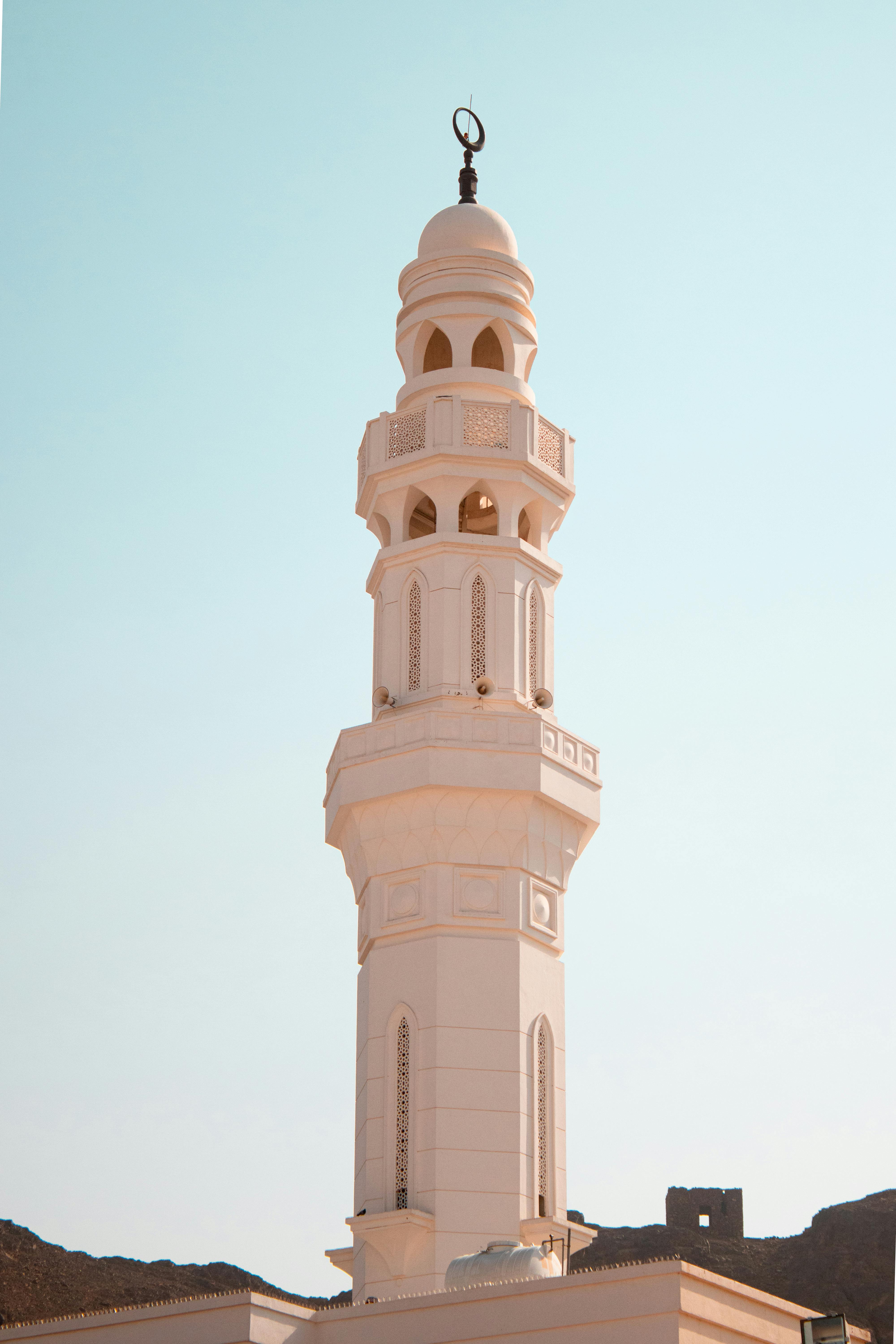 Minaret at Seven Mosques Complex in Medina · Free Stock Photo