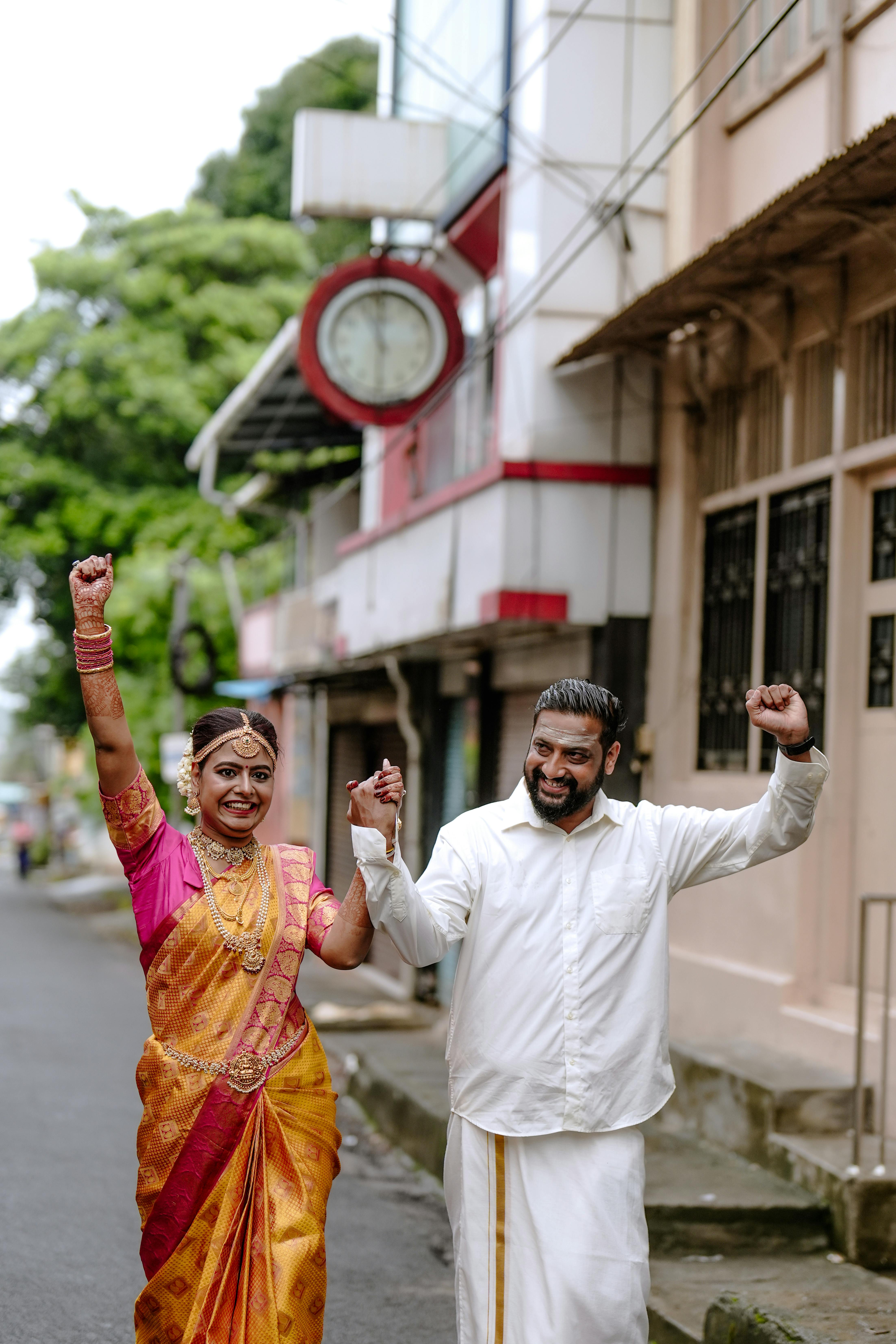 Portrait of an Indian Couple on a Raft · Free Stock Photo