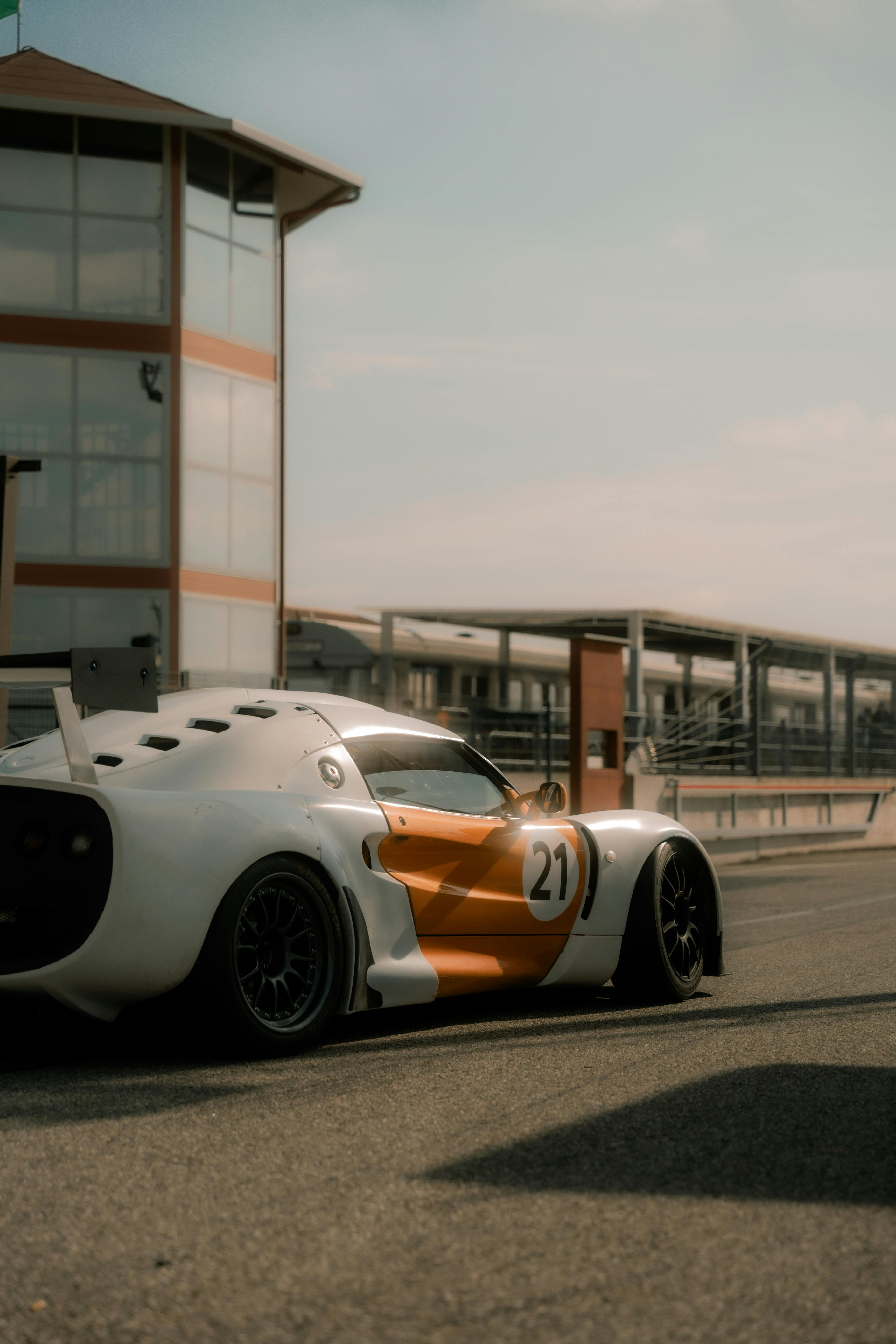 Car Number 21 Photos, Download The BEST Free Car Number 21 Stock Photos ...