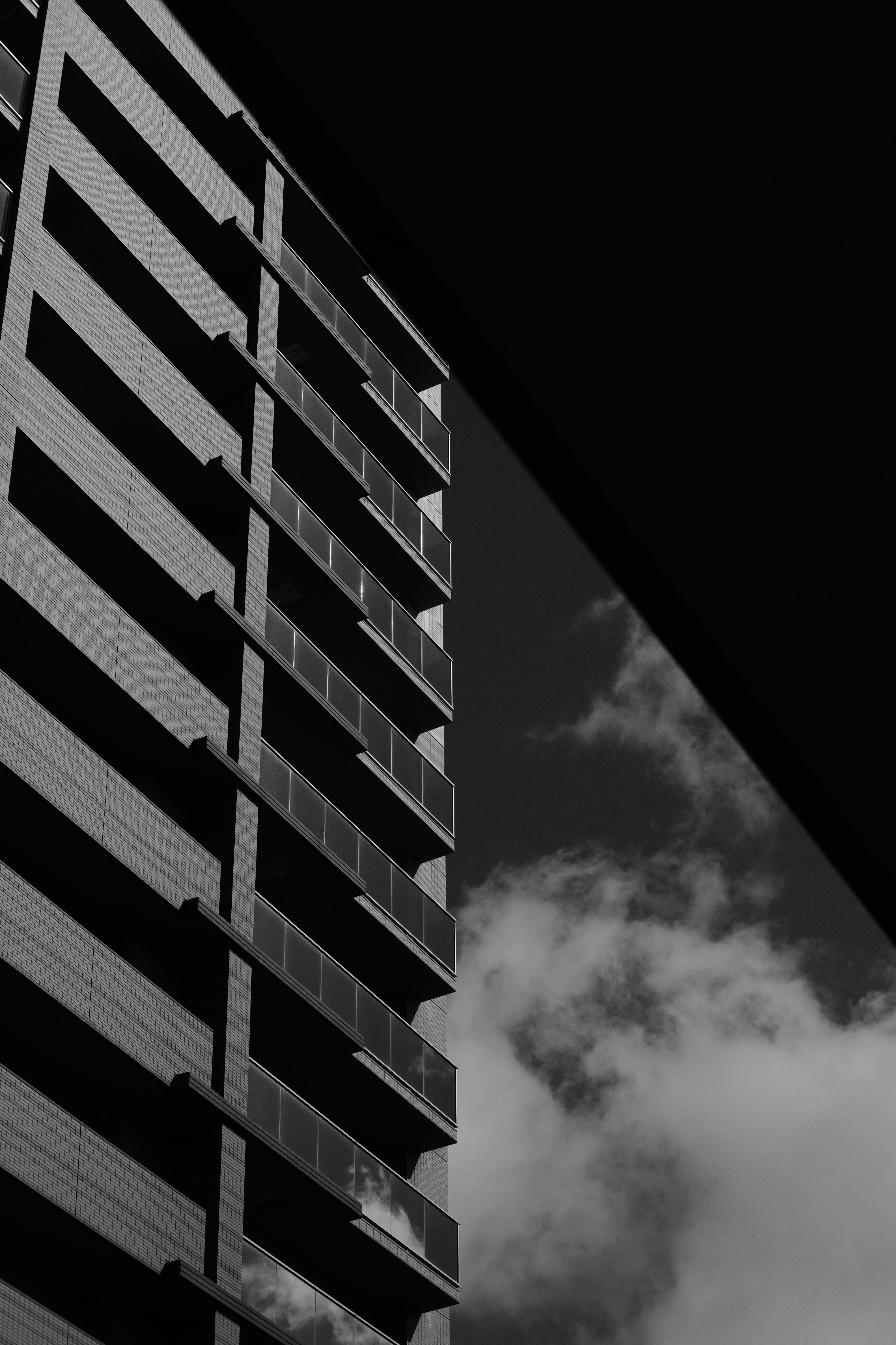 Modern Residential Skyscraper · Free Stock Photo