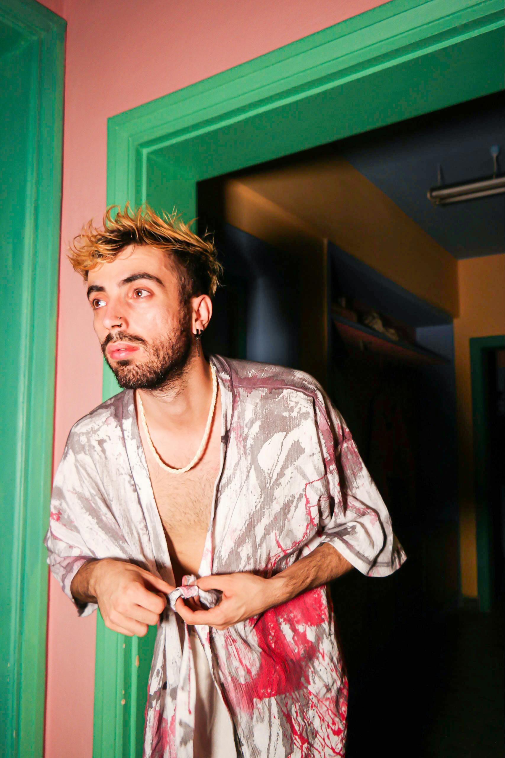 Samuel Aux Wear Photos, Download The BEST Free Samuel Aux Wear Stock ...