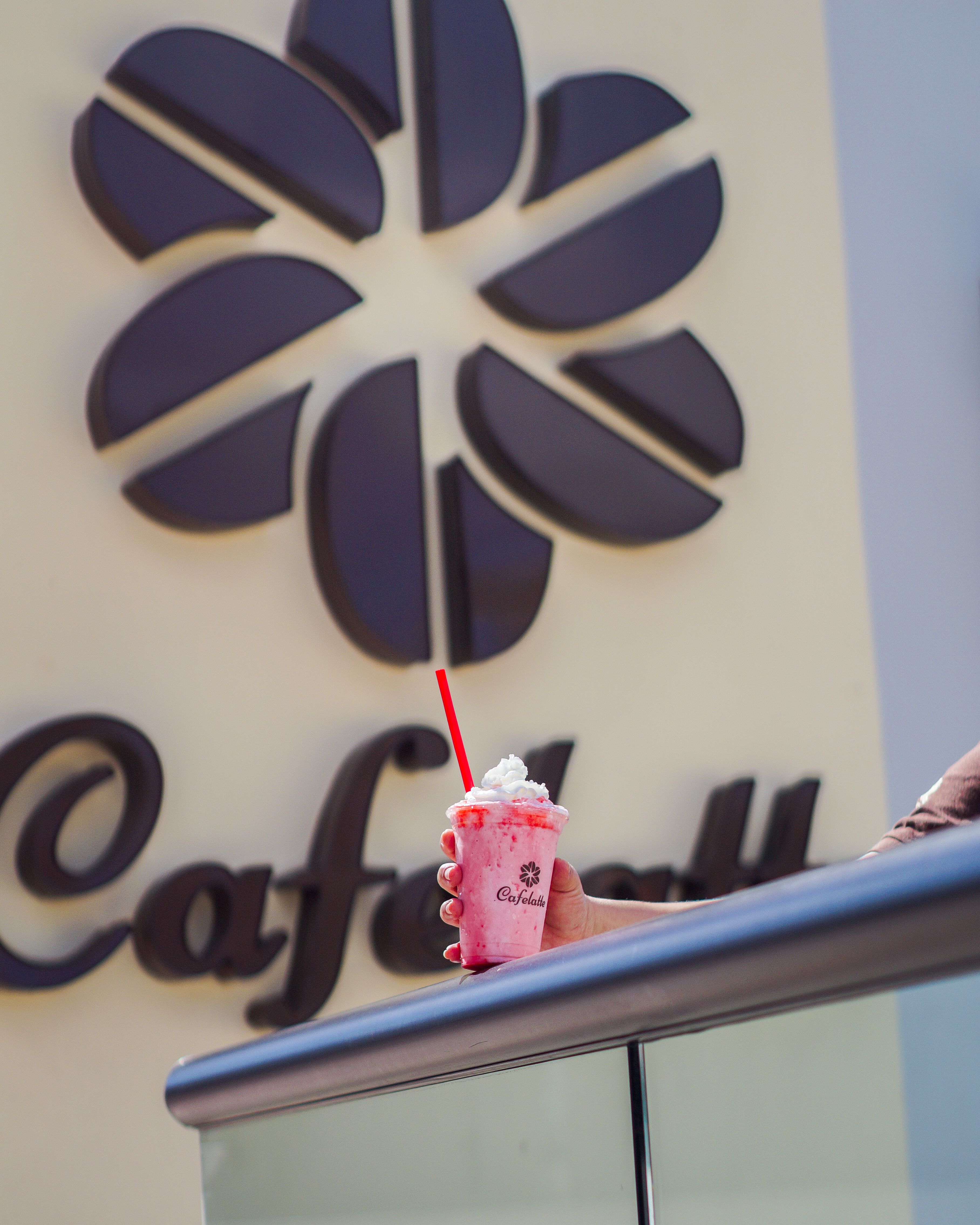 Frappe Plastic Cup Photos, Download The BEST Free Frappe Plastic Cup ...