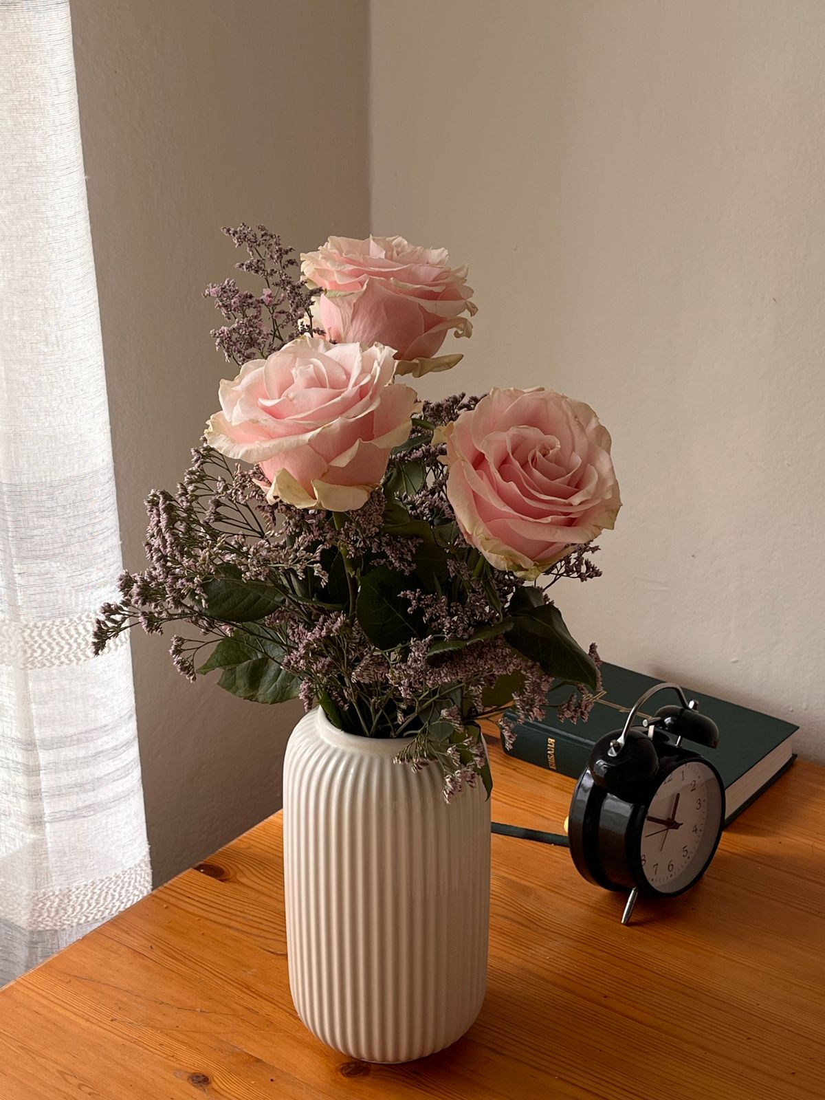 Pink Flowers Blue Vase On Desk Photos, Download The BEST Free Pink ...