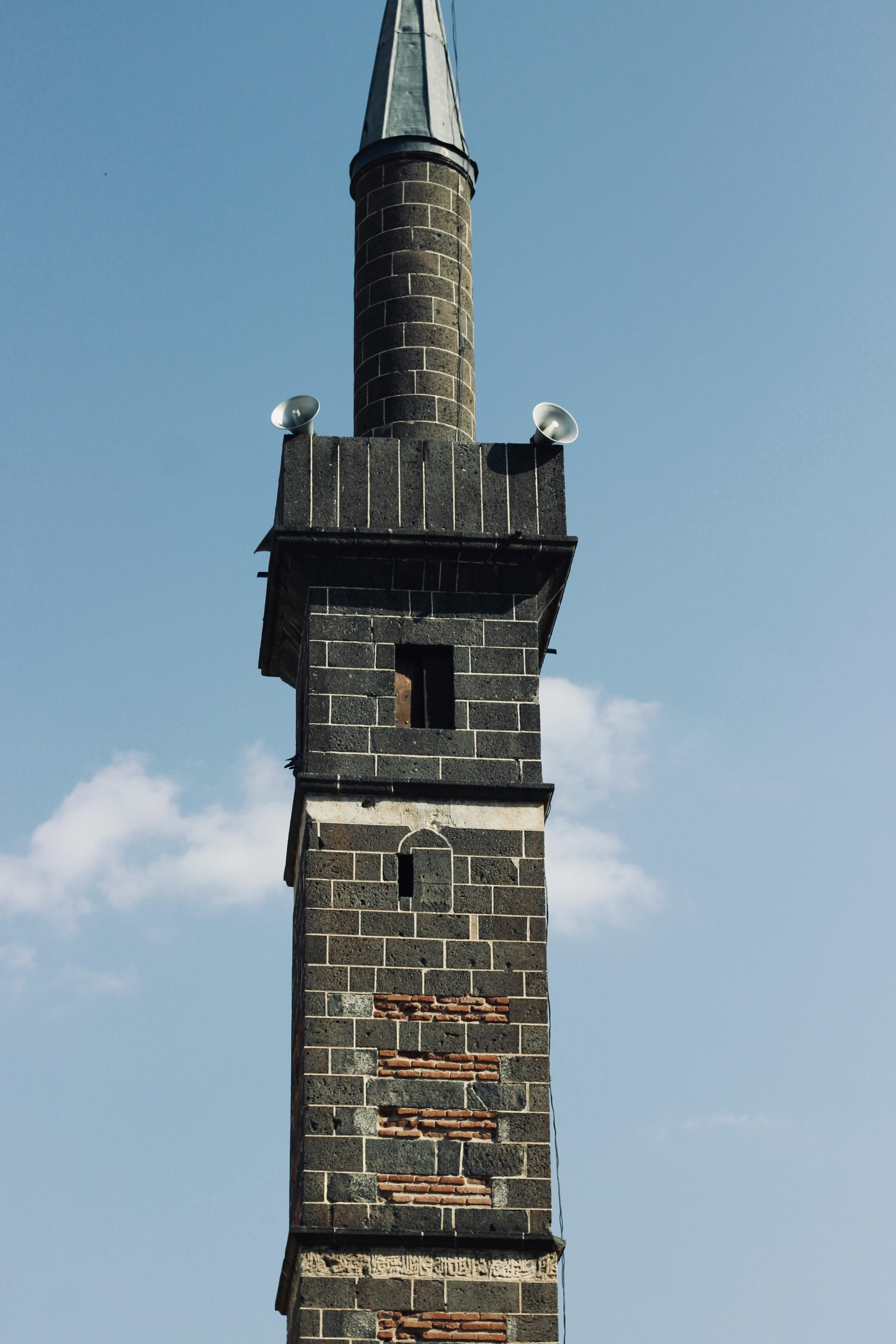 Black Sheikh Matar Mosque in Diyarbakir, Turkey · Free Stock Photo