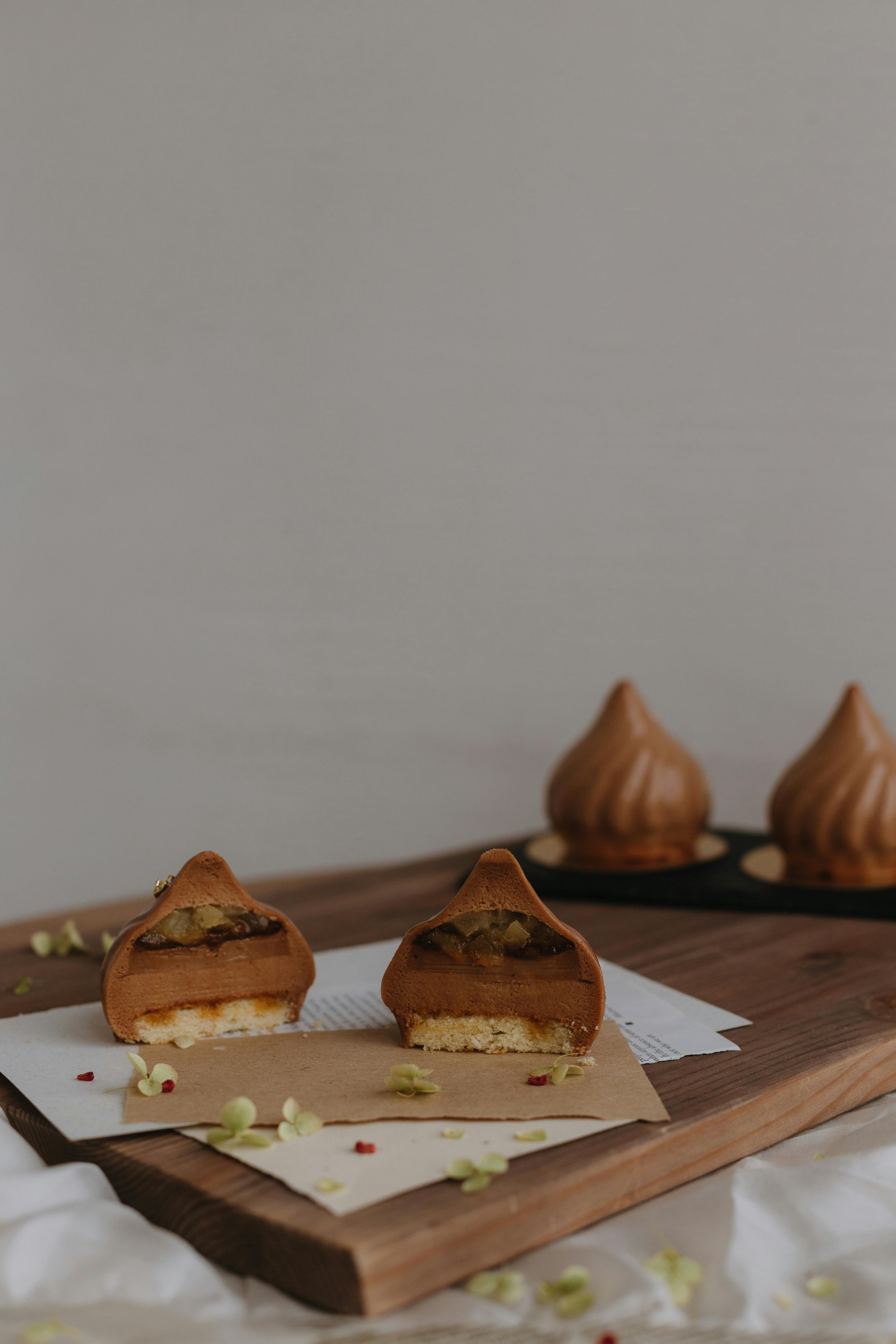 Chocolate and Vanilla Round Pastry · Free Stock Photo