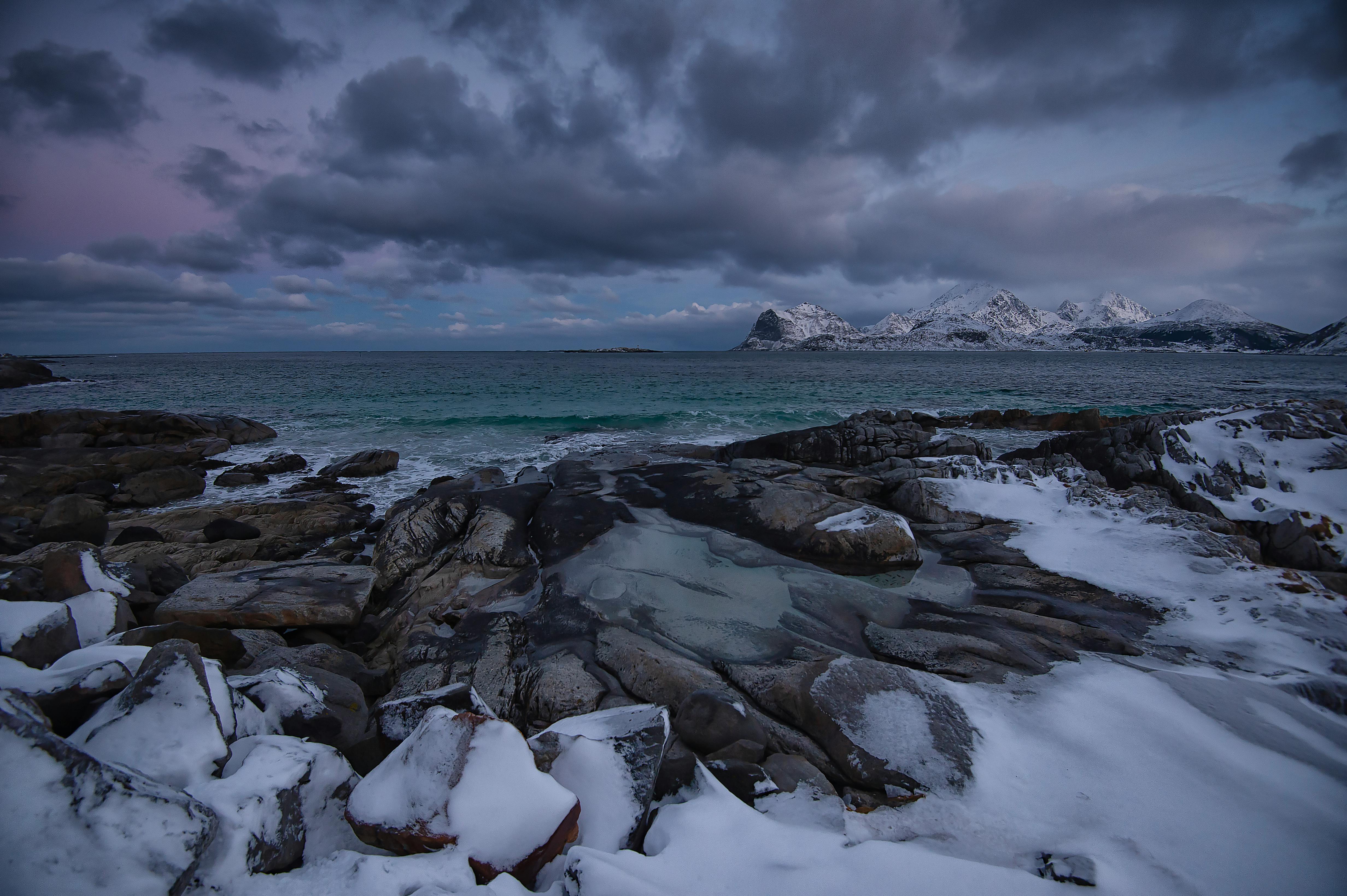A cold winter scene in the arctic · Free Stock Photo