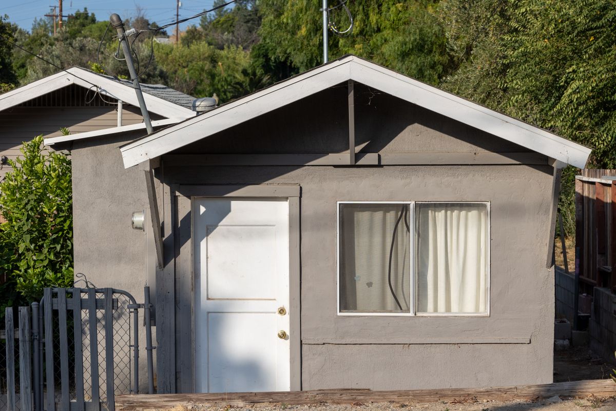 Small House Photos, Download The BEST Free Small House Stock Photos ...