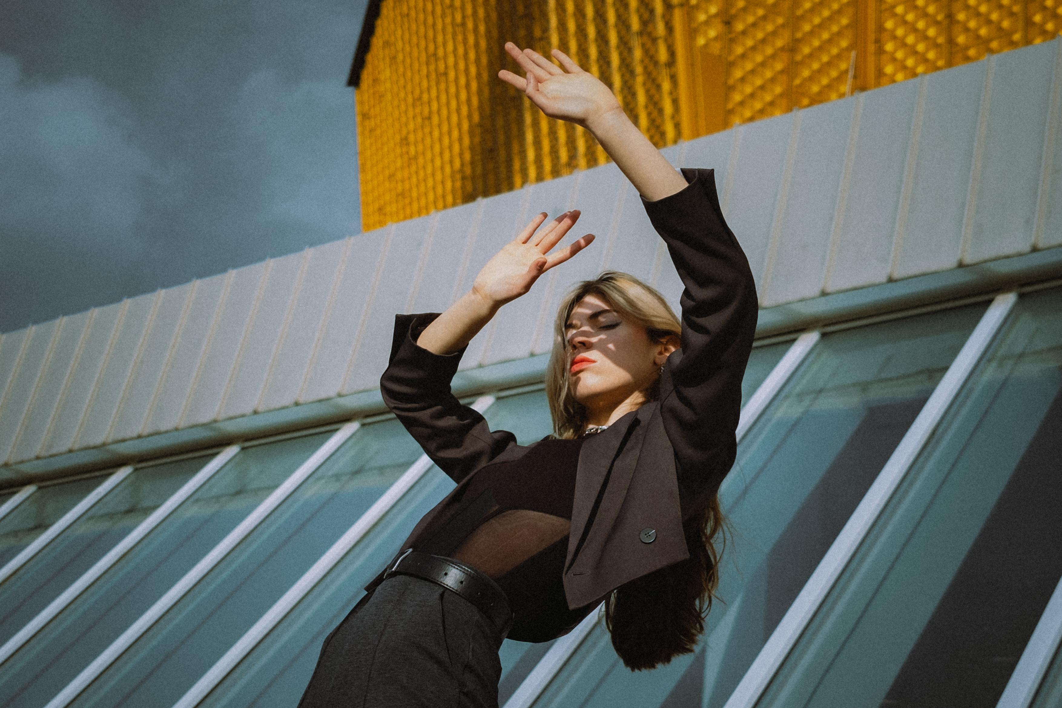 Rooftop Shot Photos, Download The BEST Free Rooftop Shot Stock Photos ...