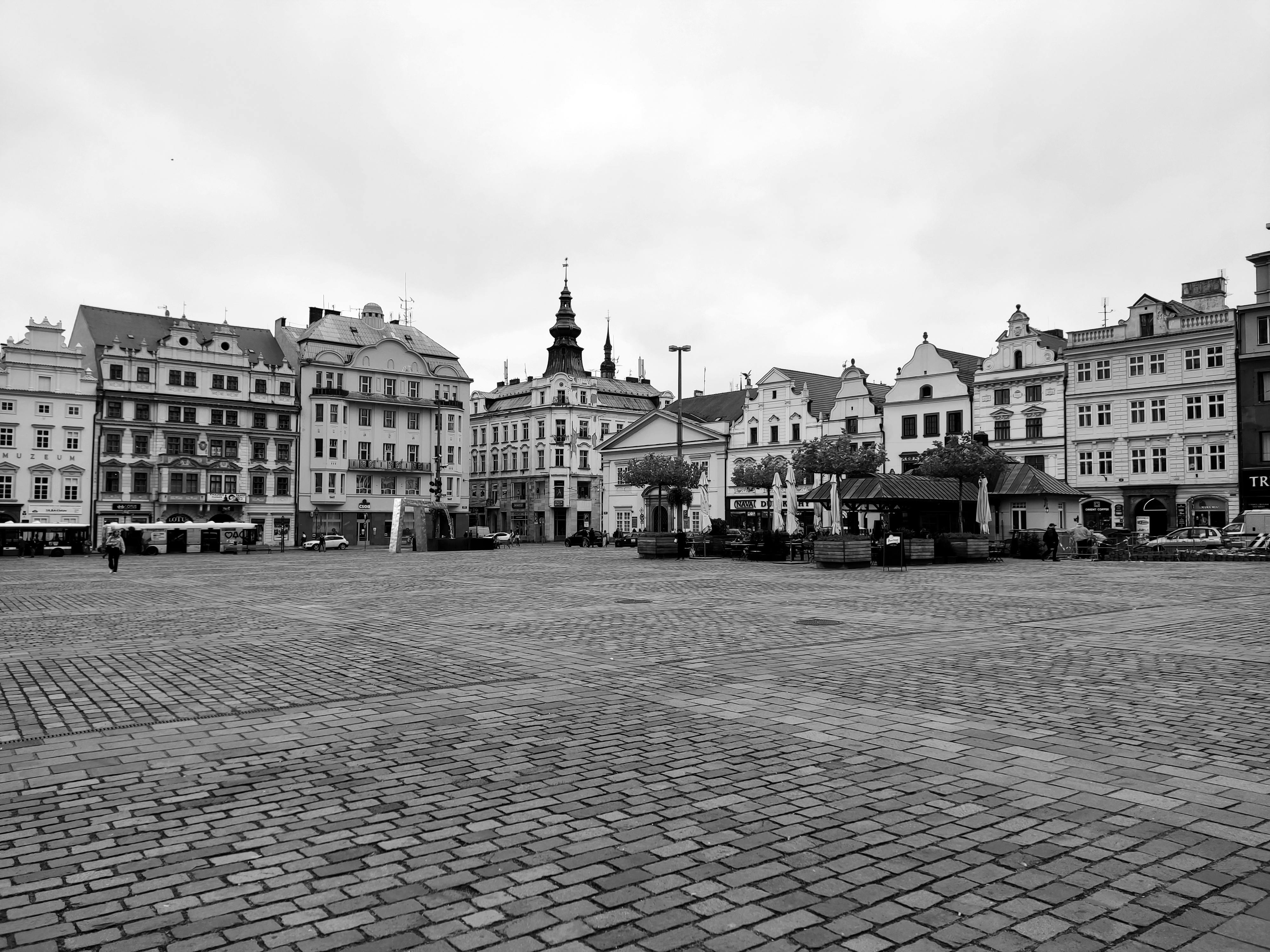 Old Town Square with Tenements around · Free Stock Photo