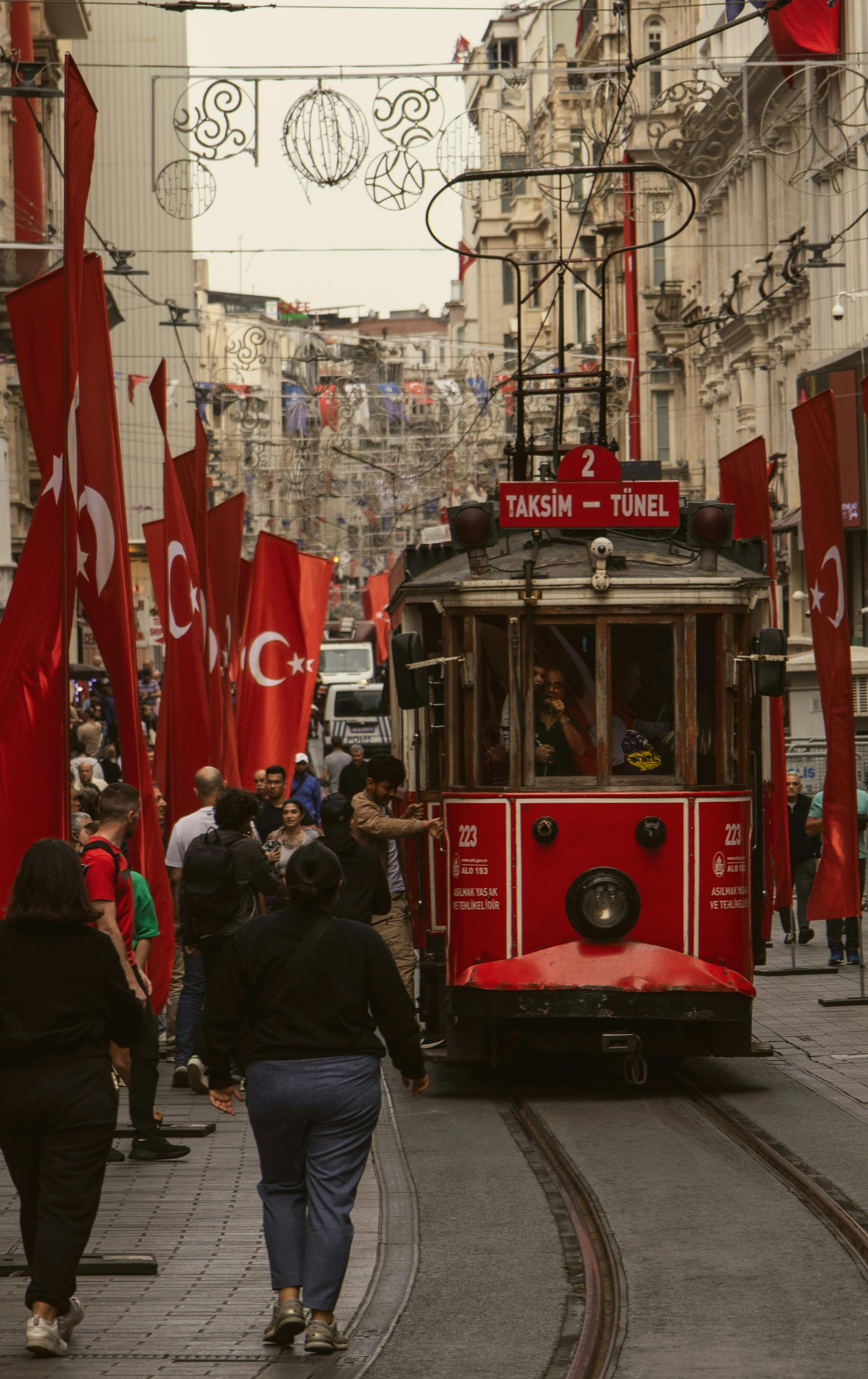 Red Flags Photos, Download The BEST Free Red Flags Stock Photos & HD Images