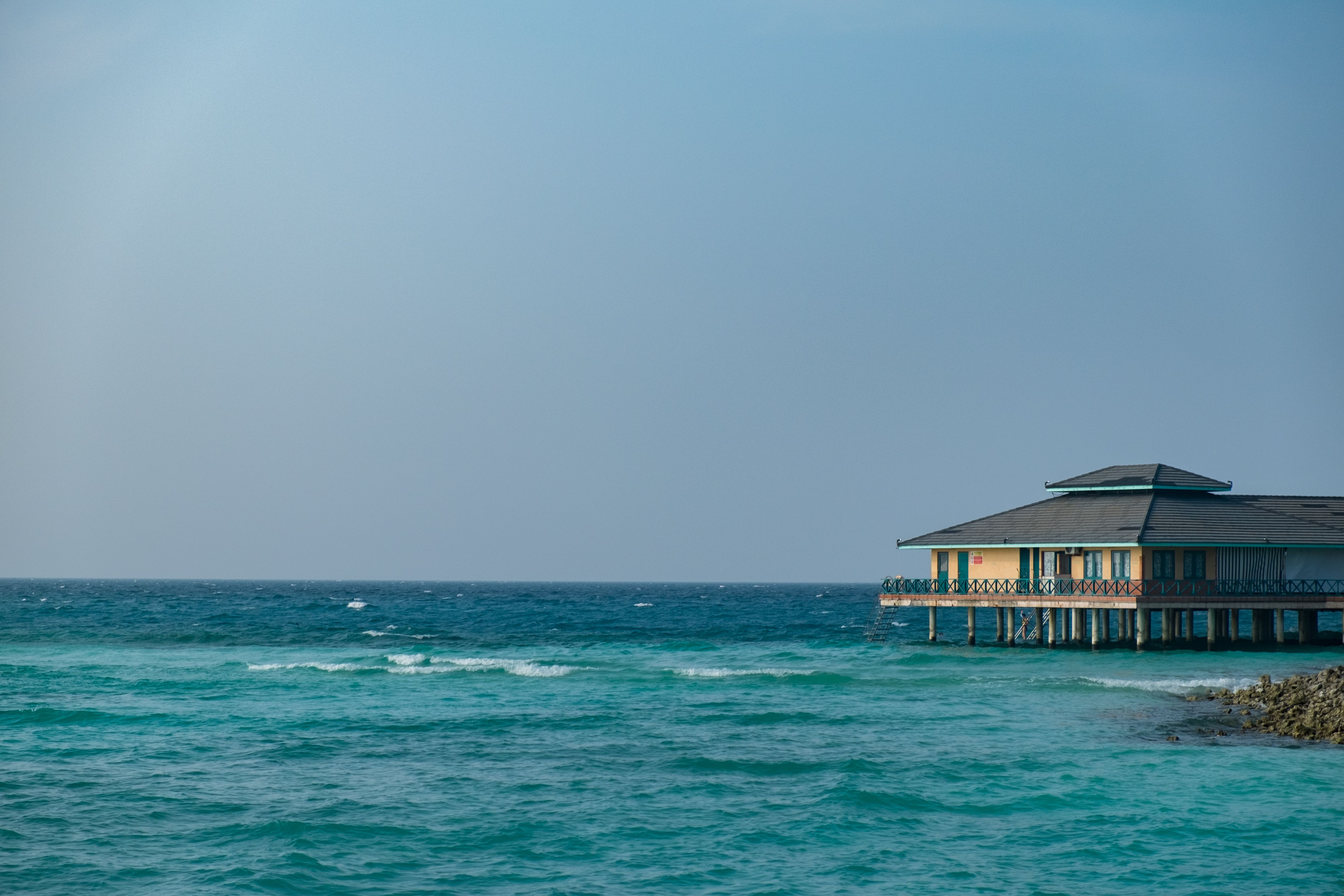 House on Sea Shore · Free Stock Photo