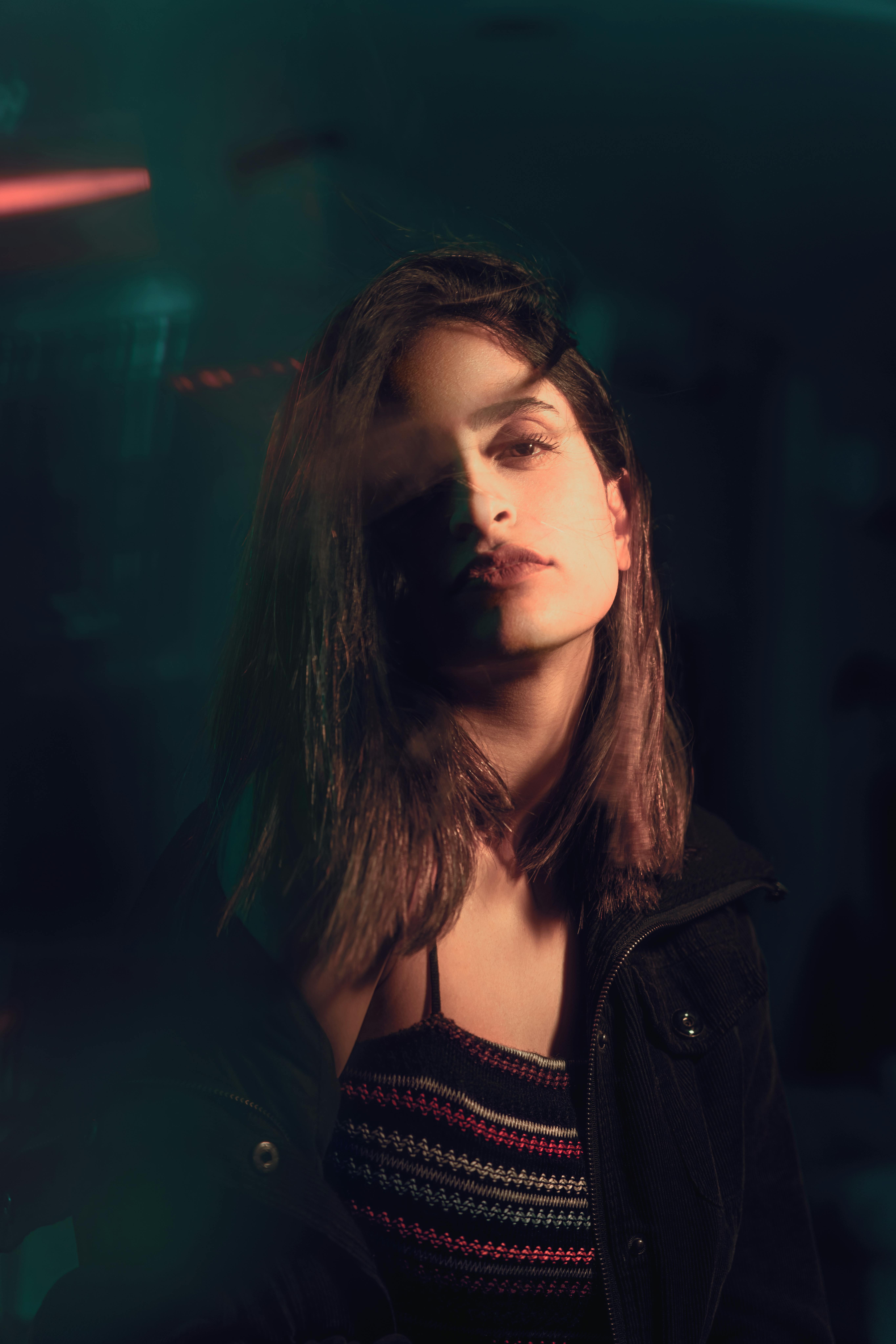 LOOK · Free Stock Photo