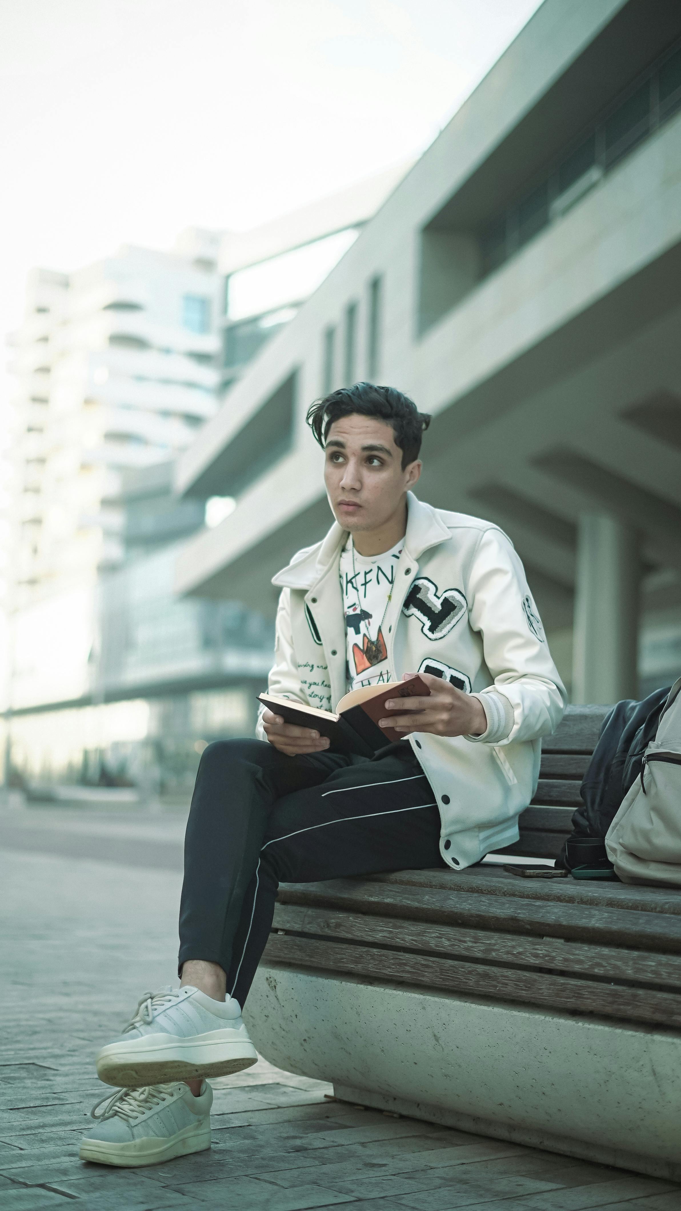 Book Border Photos, Download The BEST Free Book Border Stock Photos ...