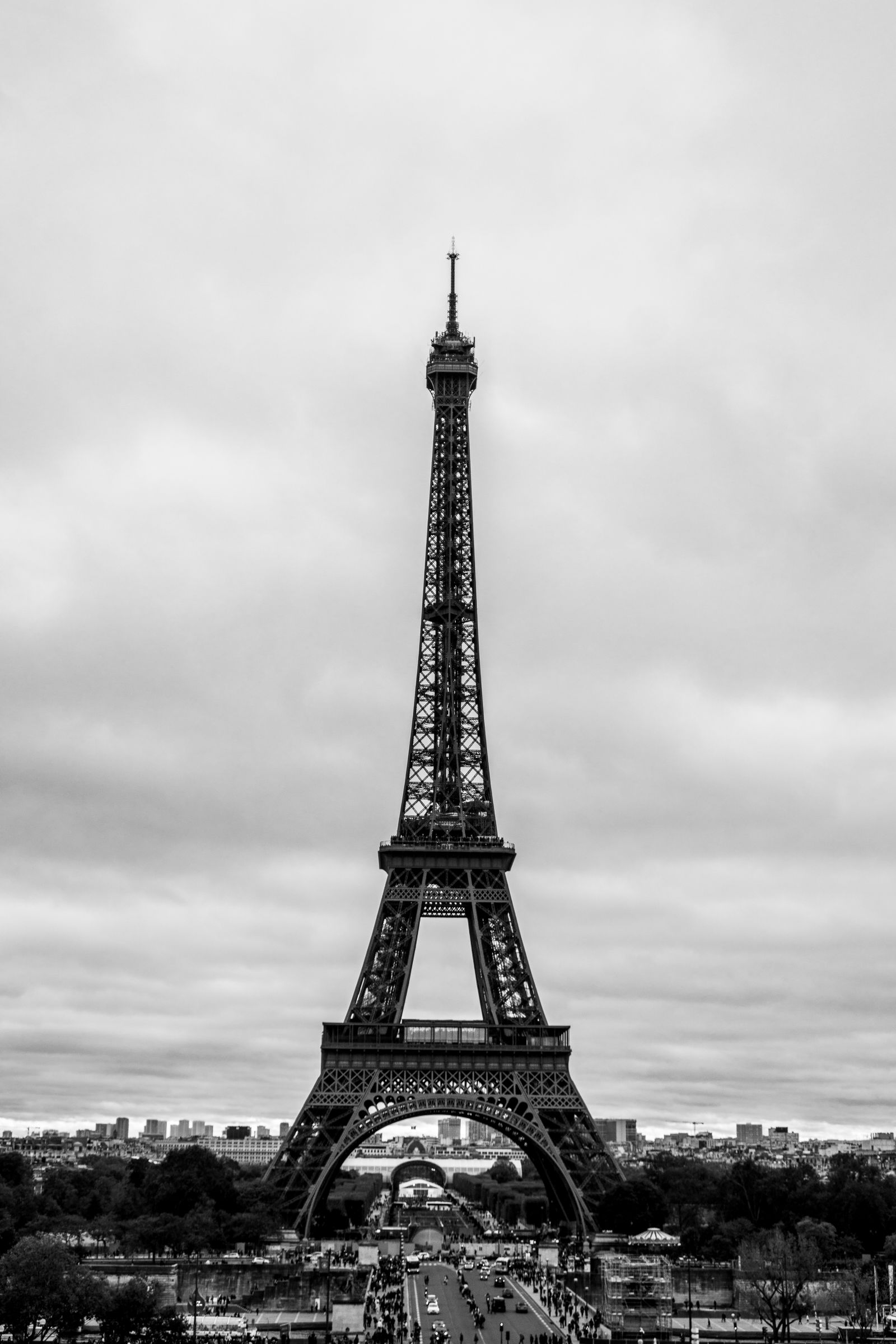 Eiffel Tower Black And White Photos, Download The BEST Free Eiffel ...