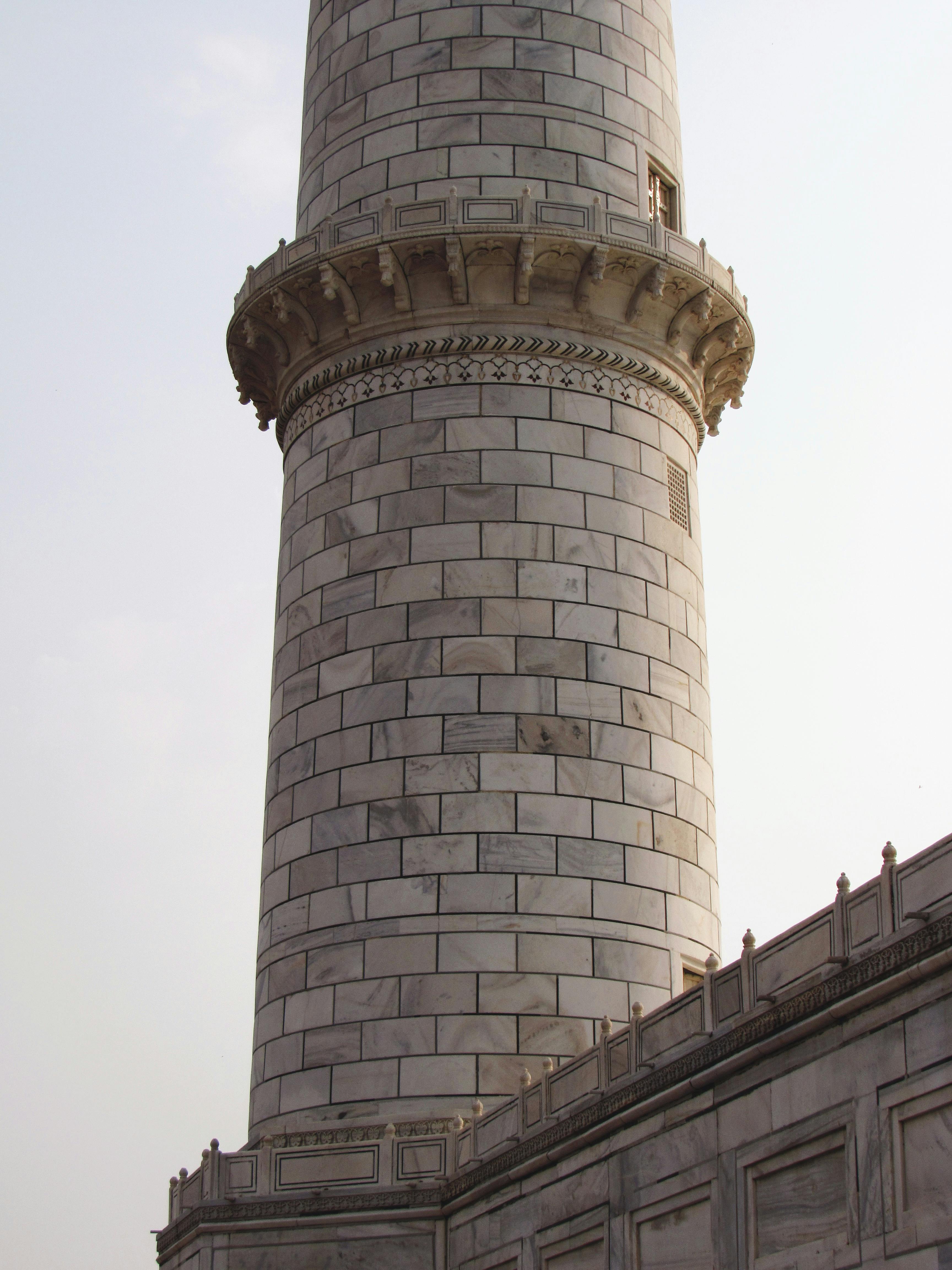 Taj Mahal Pillar · Free Stock Photo
